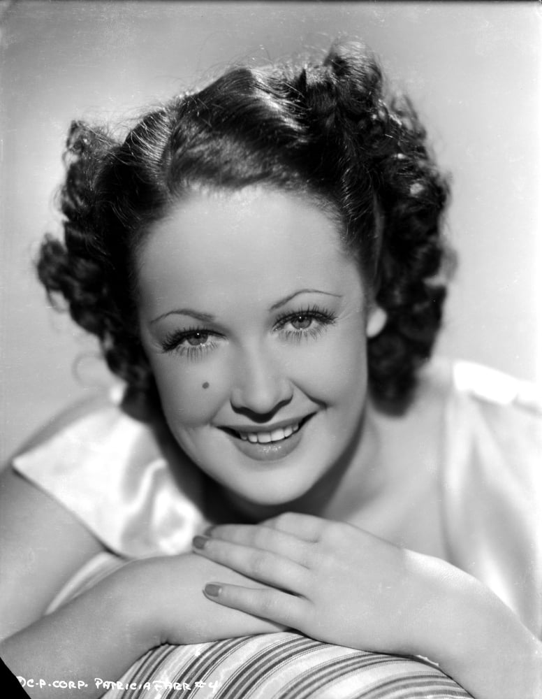 Pat Farr Close Up Portrait Photo Print (8 x 10) - Walmart.com