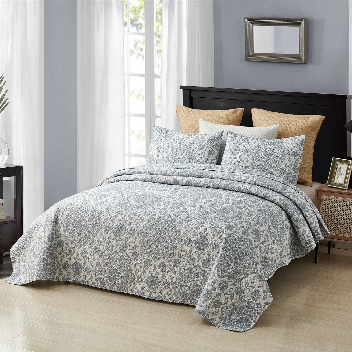 Patchwork Boho Style Quilt Set Reversible Coverlet All Season Bedspread ...