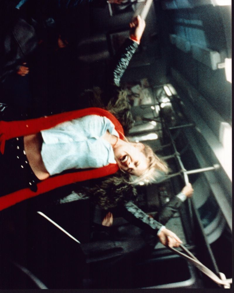 Patricia Arquette In Subway Car In Stigmata Photo Print (8 x 10) - Item ...
