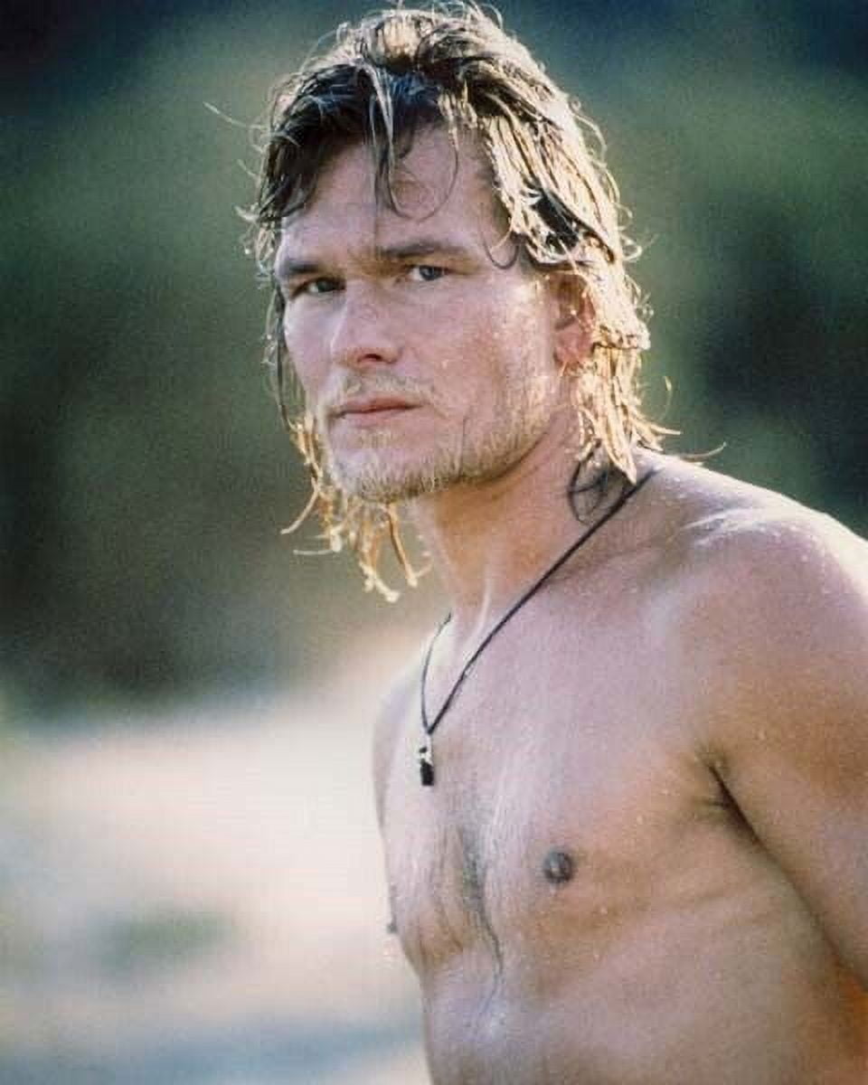 Patrick Swayze beefcake bare chest pose wet hair 1991 Point Break 8x10 ...