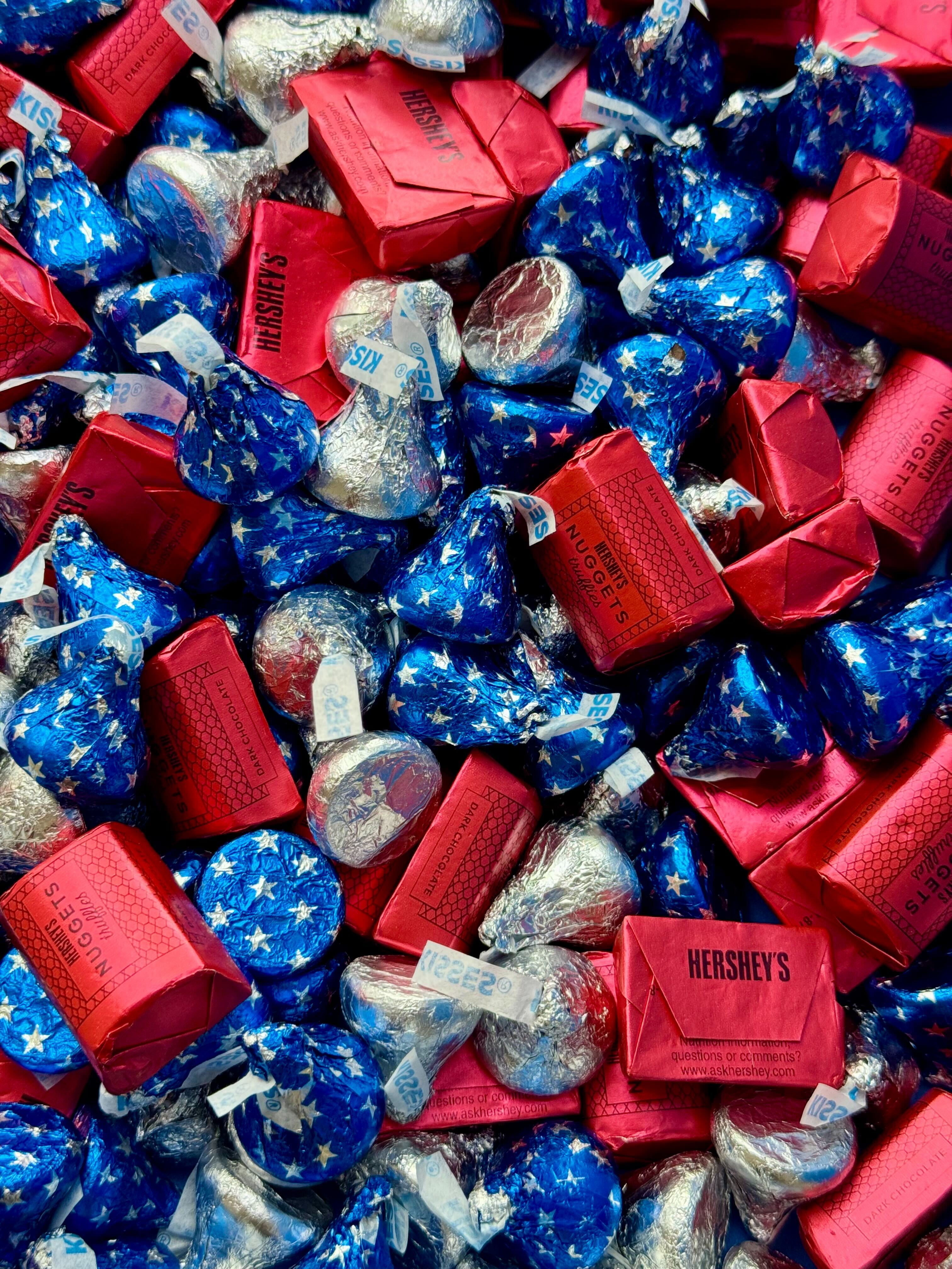 SunnyIsland Patriotic Chocolate Candy Mix, Red, White, and Blue Colors ...