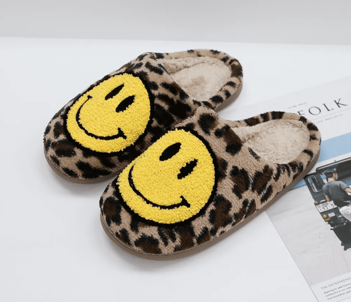 Patrok Smiley Face Slippers, Fluffy Faux-Fur, Rubber Sole, Warm Foam ...