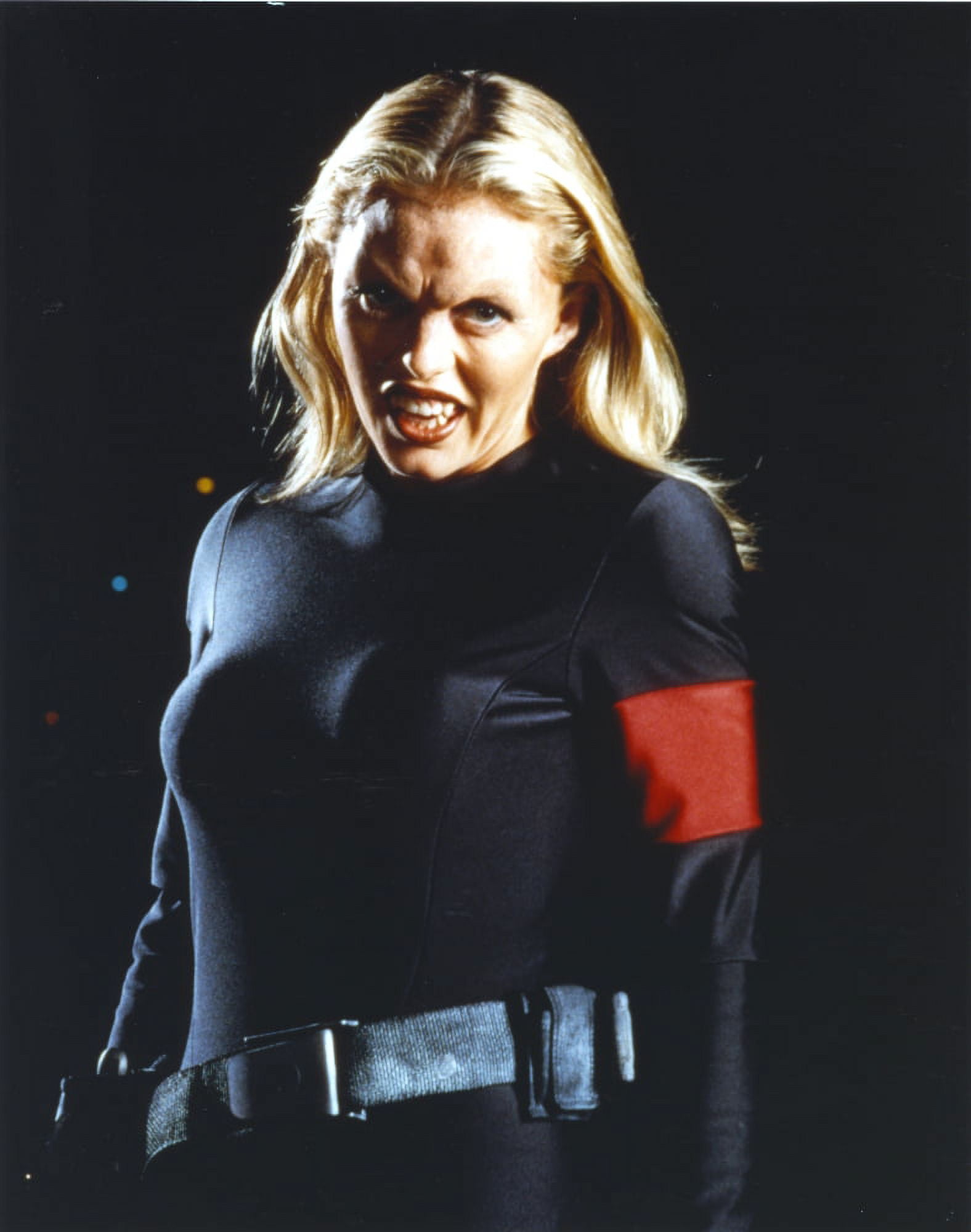 Patsy Kensit Pose in Black Background Photo Print (8 x 10) - Walmart.com