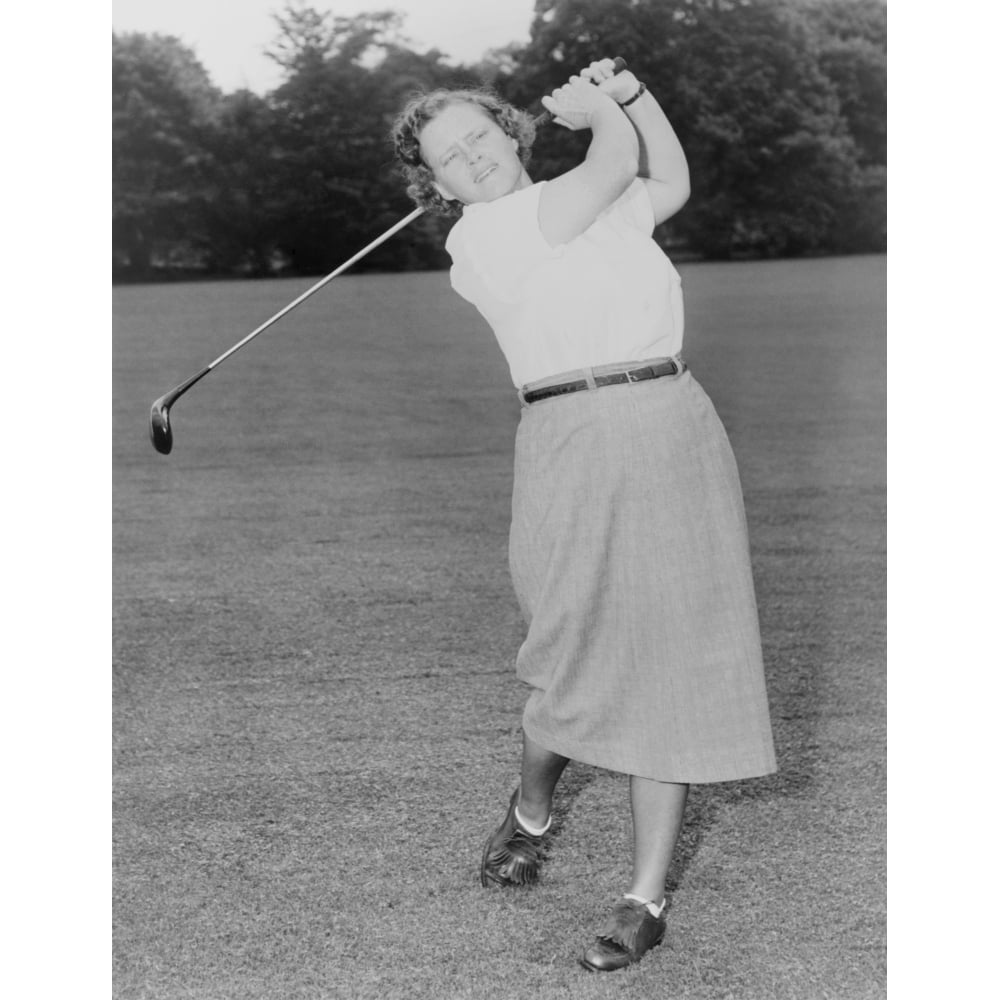 Patty Berg Playing Golf In 1951. She Was A Founding Member And Player ...