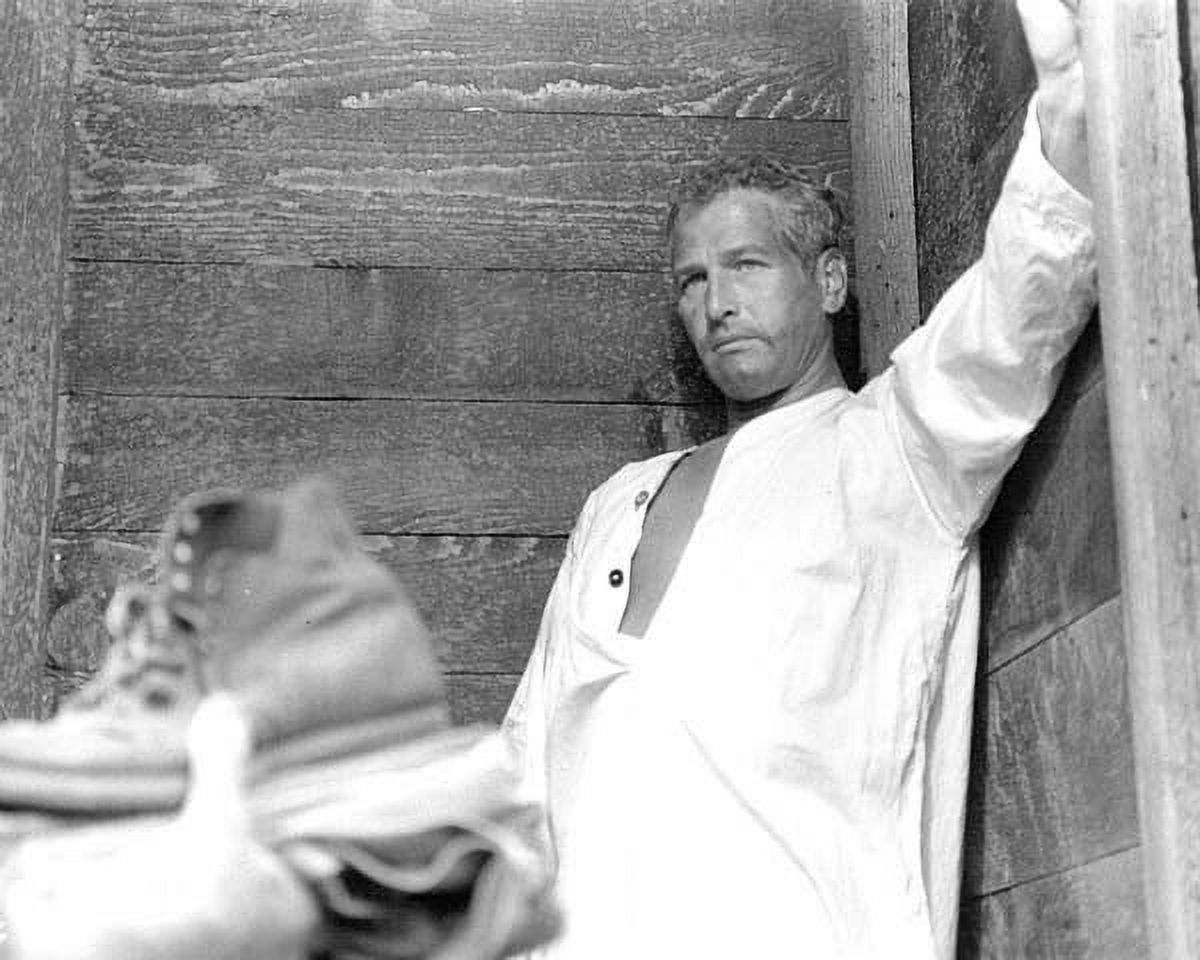 Paul Newman in white outfit handed prison outfit Cool Hand Luke 24x30 ...