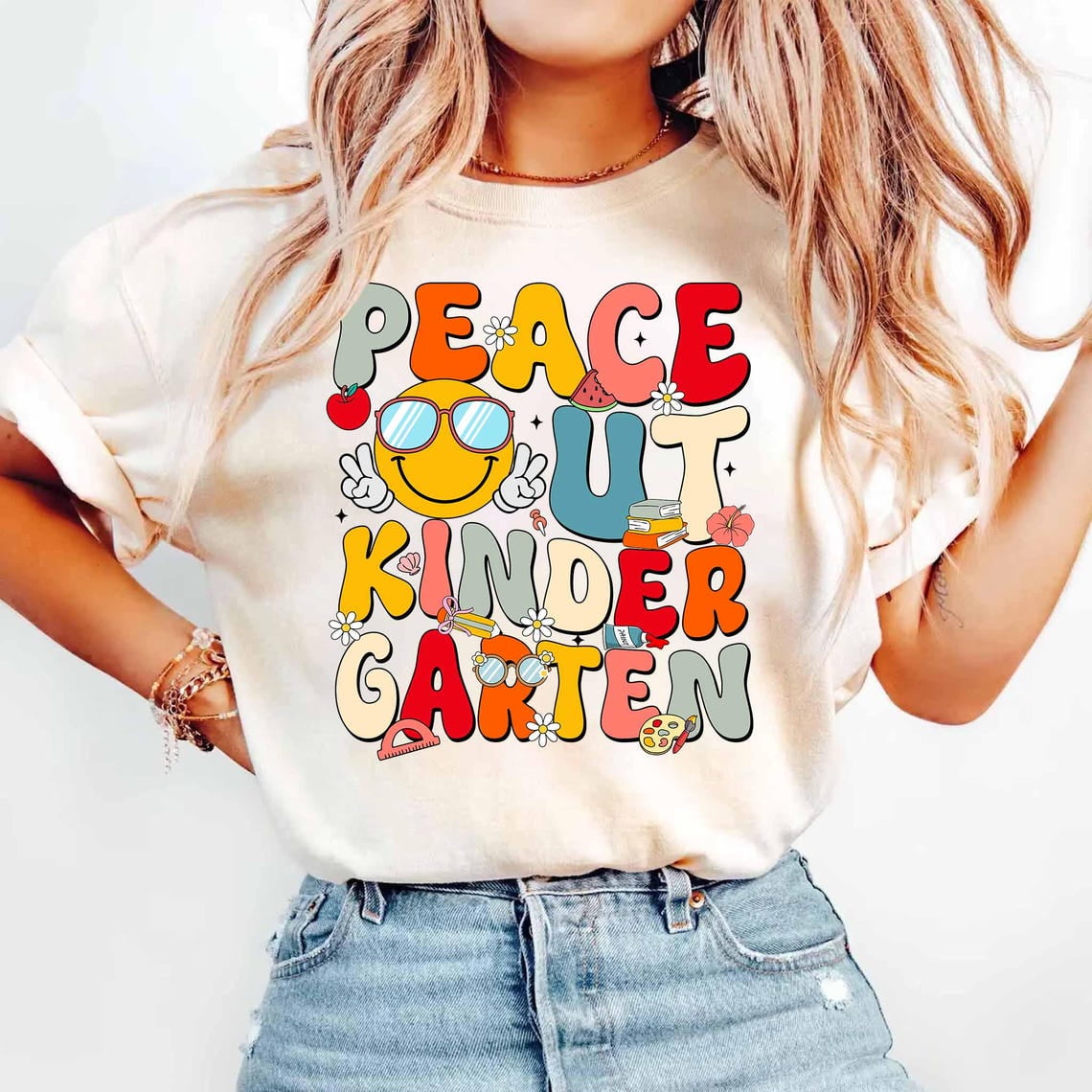 Peace Out Kindergarten Shirt, Kindergarten Teacher Last Day Of School ...