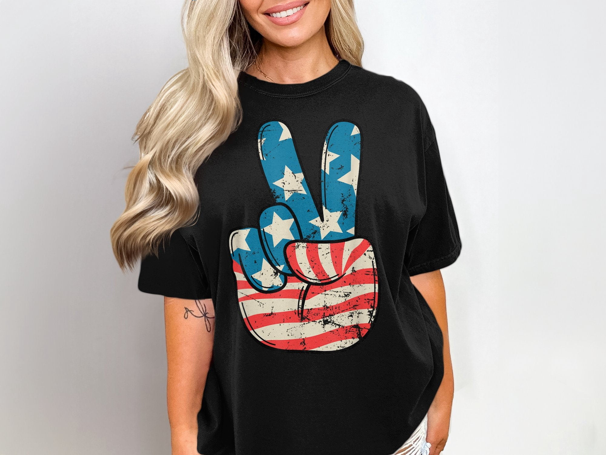 Peace Sign American Flag, Vintage USA Patriotic Hand Symbol, Retro ...