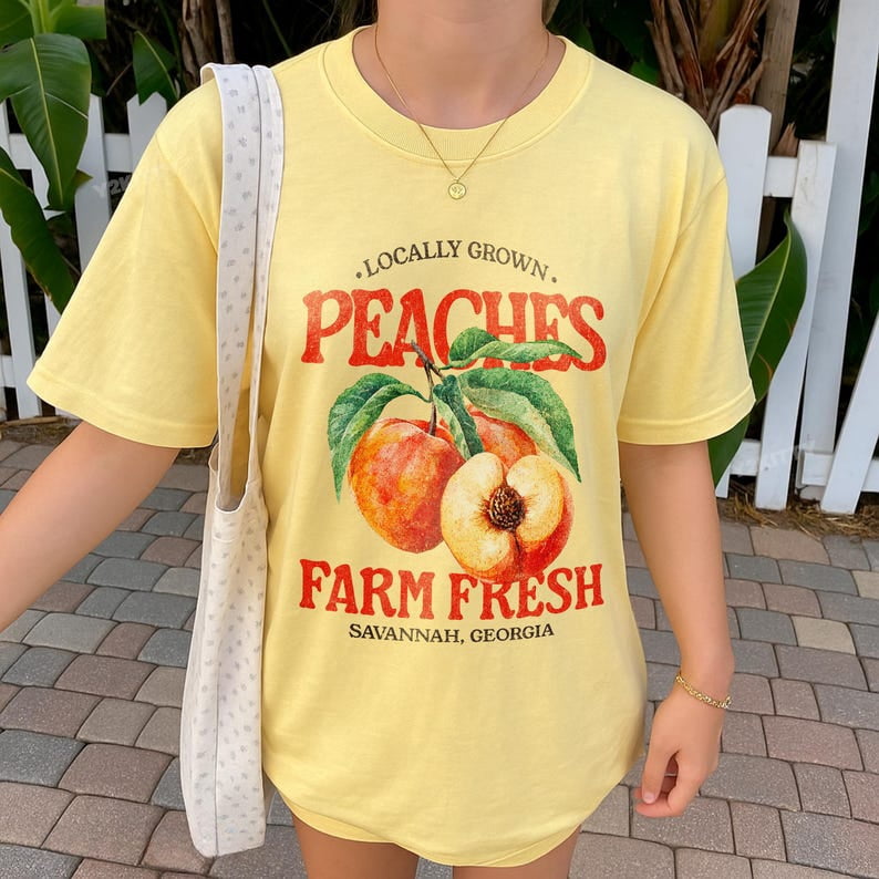 Peaches T-Shirt | Vintage Graphic Fruit Tee, Trendy Oversized Shirt ...