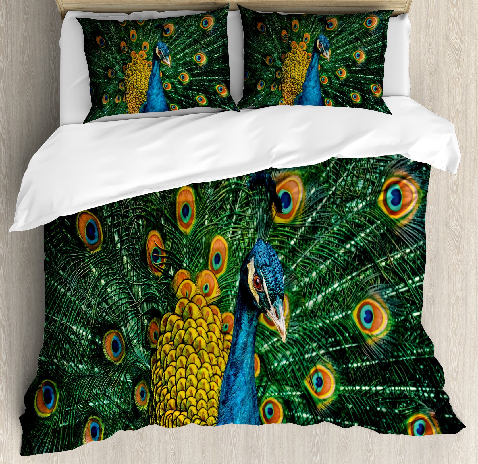 Peacock Duvet Cover Set, Portrait of the Peacock Courtship Display Eye ...