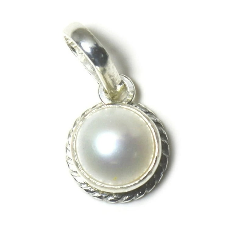 Moti locket store