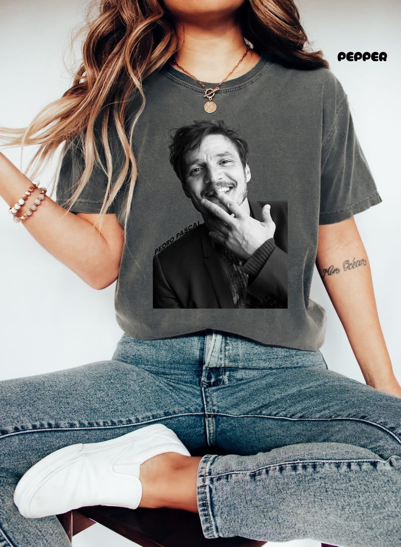 Pedro Pascal Fan T-Shirt, Pedro Pascal Shirt, Celebrity Graphic Tee ...
