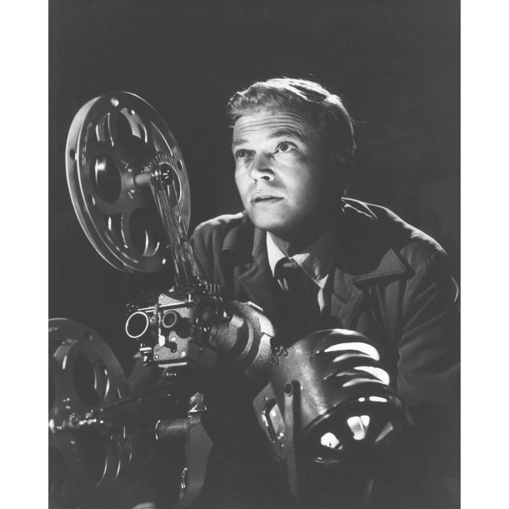 Peeping Tom Carl Boehm 1960 Photo Print (16 x 20) - Walmart.com