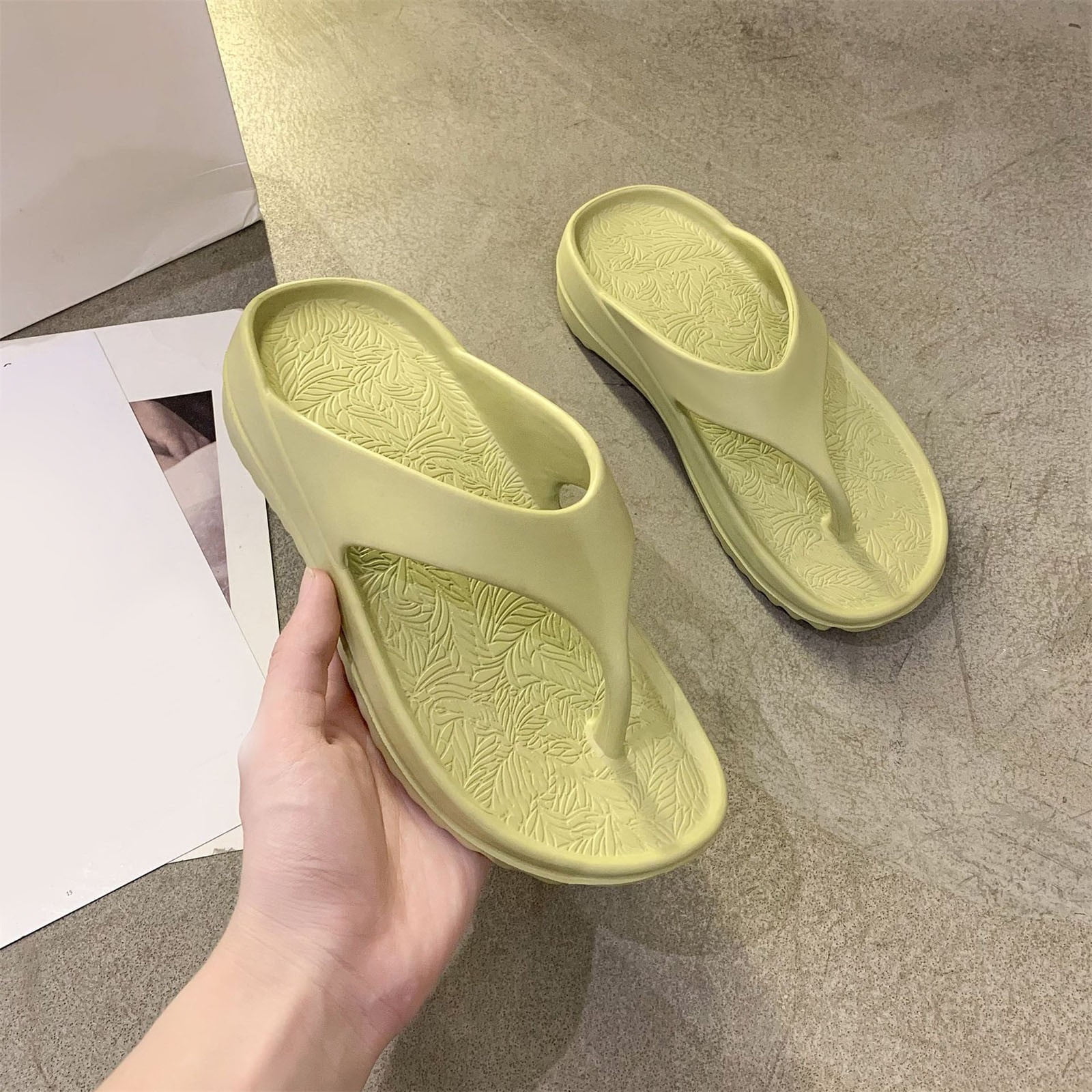 Penkiiy Lazy Shoes Women's Recovery Flip Flops Sandals Pillow Soft ...
