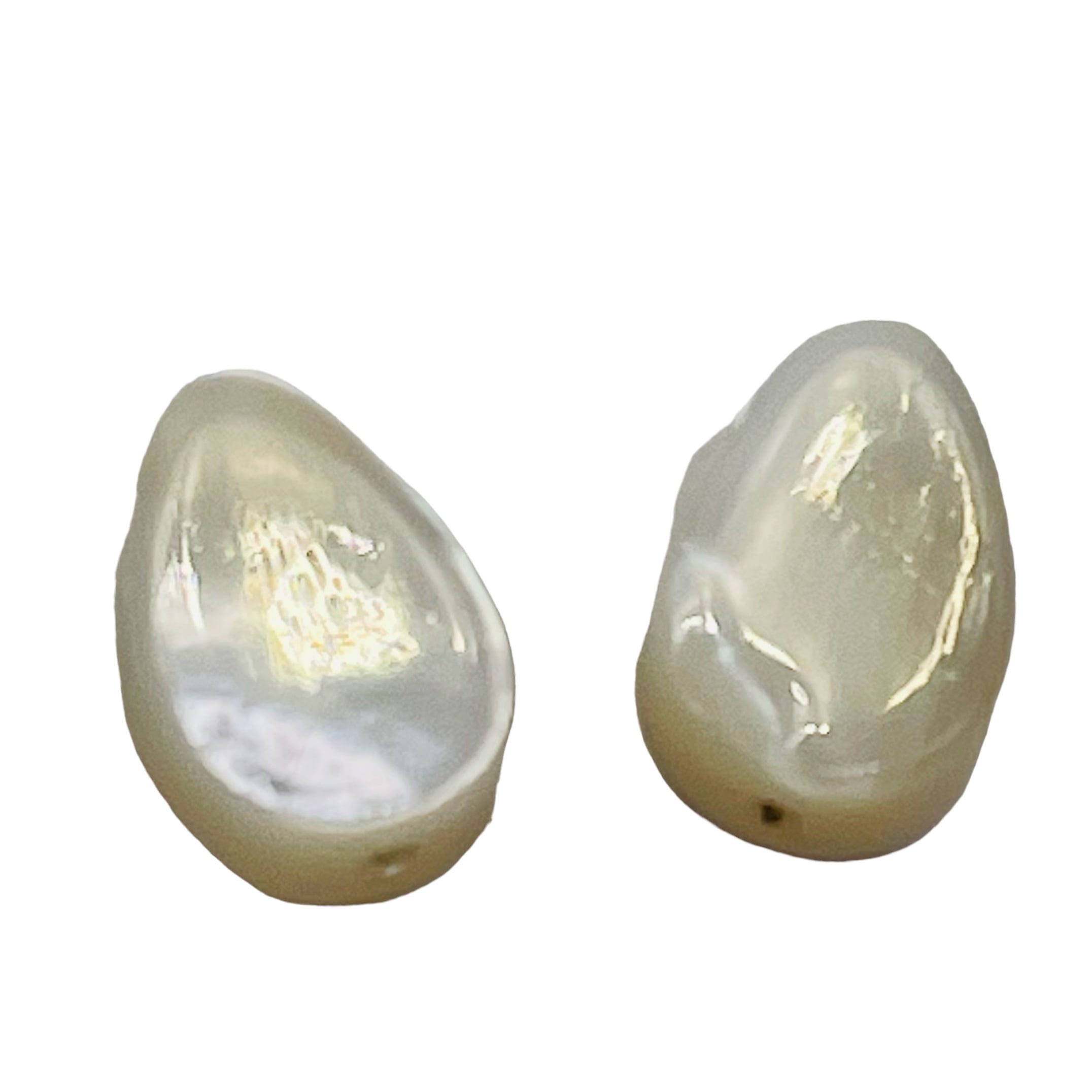 Perfect Natural Mother of Pearl Shell Beads | 12x8x2.5mm | White } 2 ...