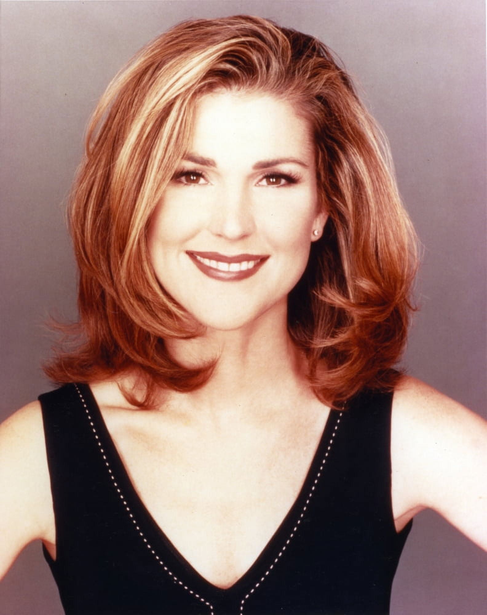 Peri Gilpin smiling Close Up Portrait Photo Print (24 x 30) - Walmart.com