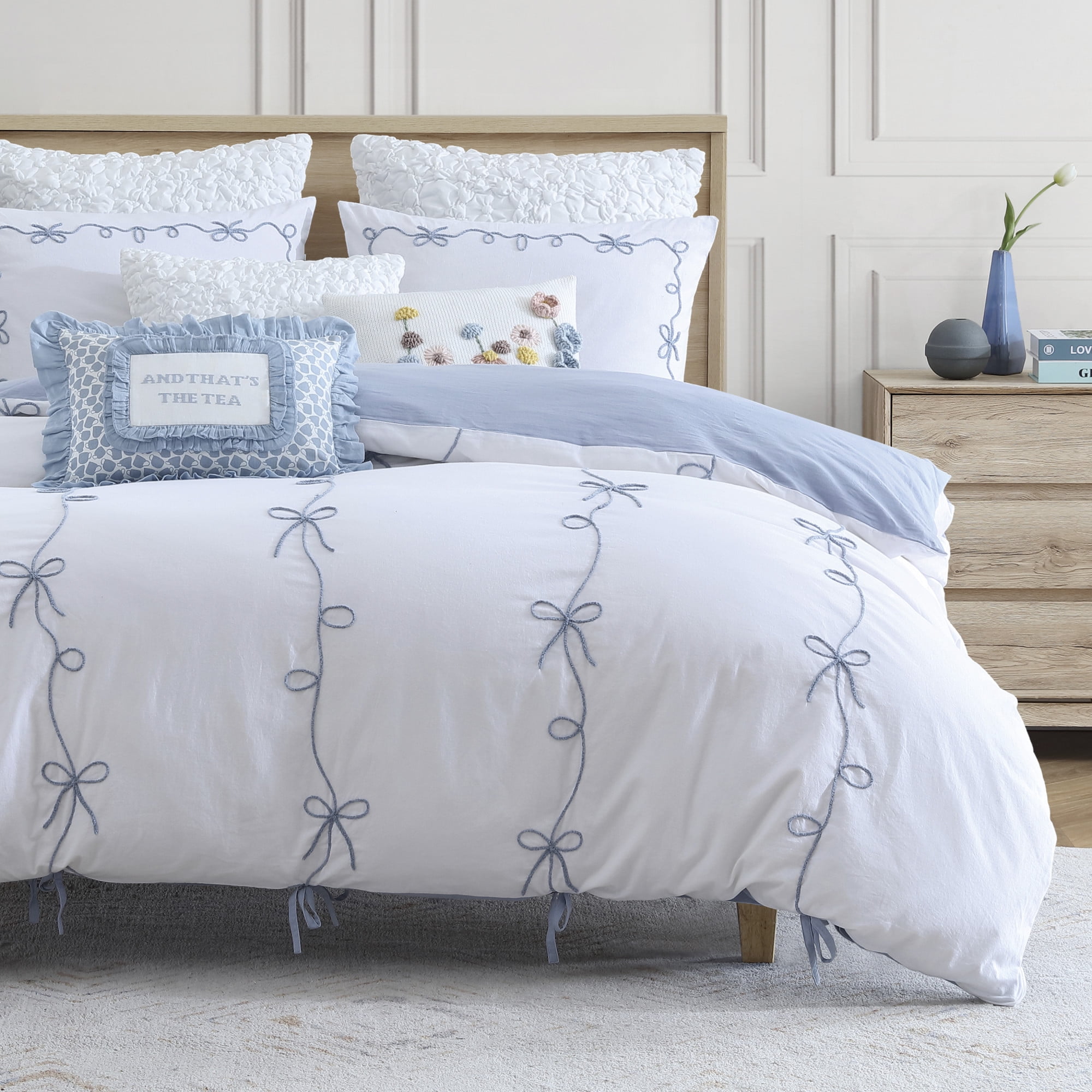 Peri Home Sasha Bows 2 Piece Twin Comforter Set, Blue, 100% Cotton ...