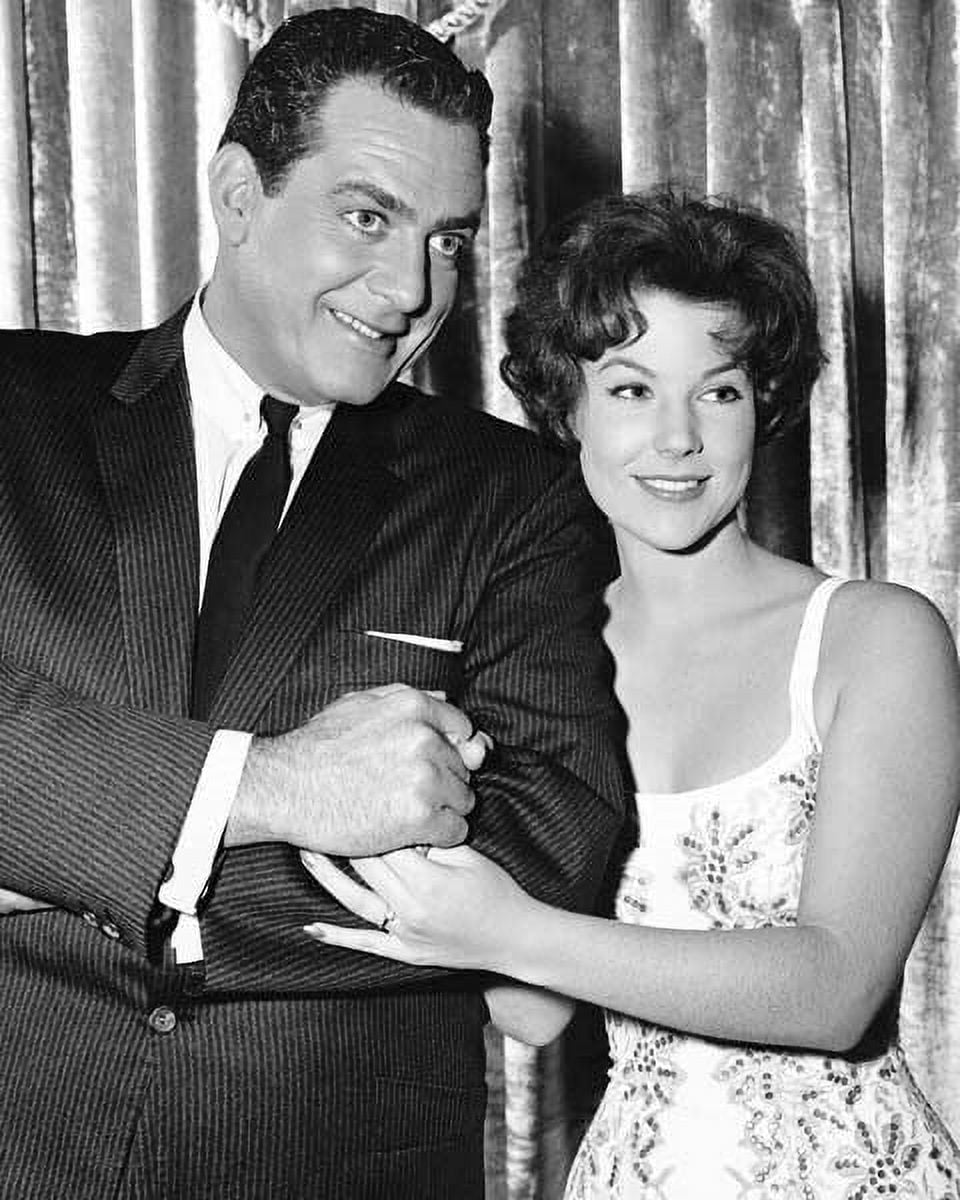 Perry Mason TV series Raymond Burr and Barbara Hale link arms smiling ... Perry Mason TV series Raymond Burr and Barbara Hale link arms smiling ...