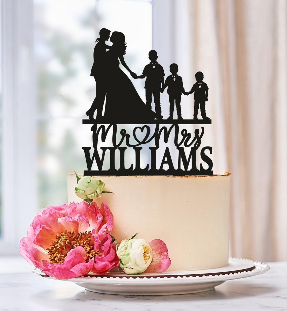 Personalized Family Cake Topper with kids, Mr And Mrs Cake Topper With ...