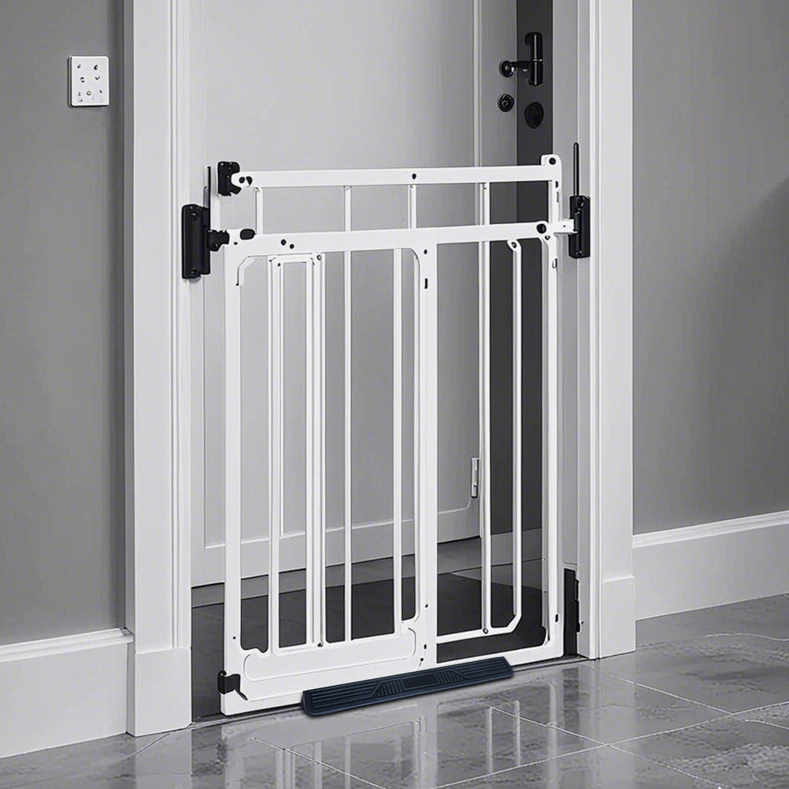 Pet Safety Gate with Tripping Deflector, Adjustable Width Pet Isolation ...