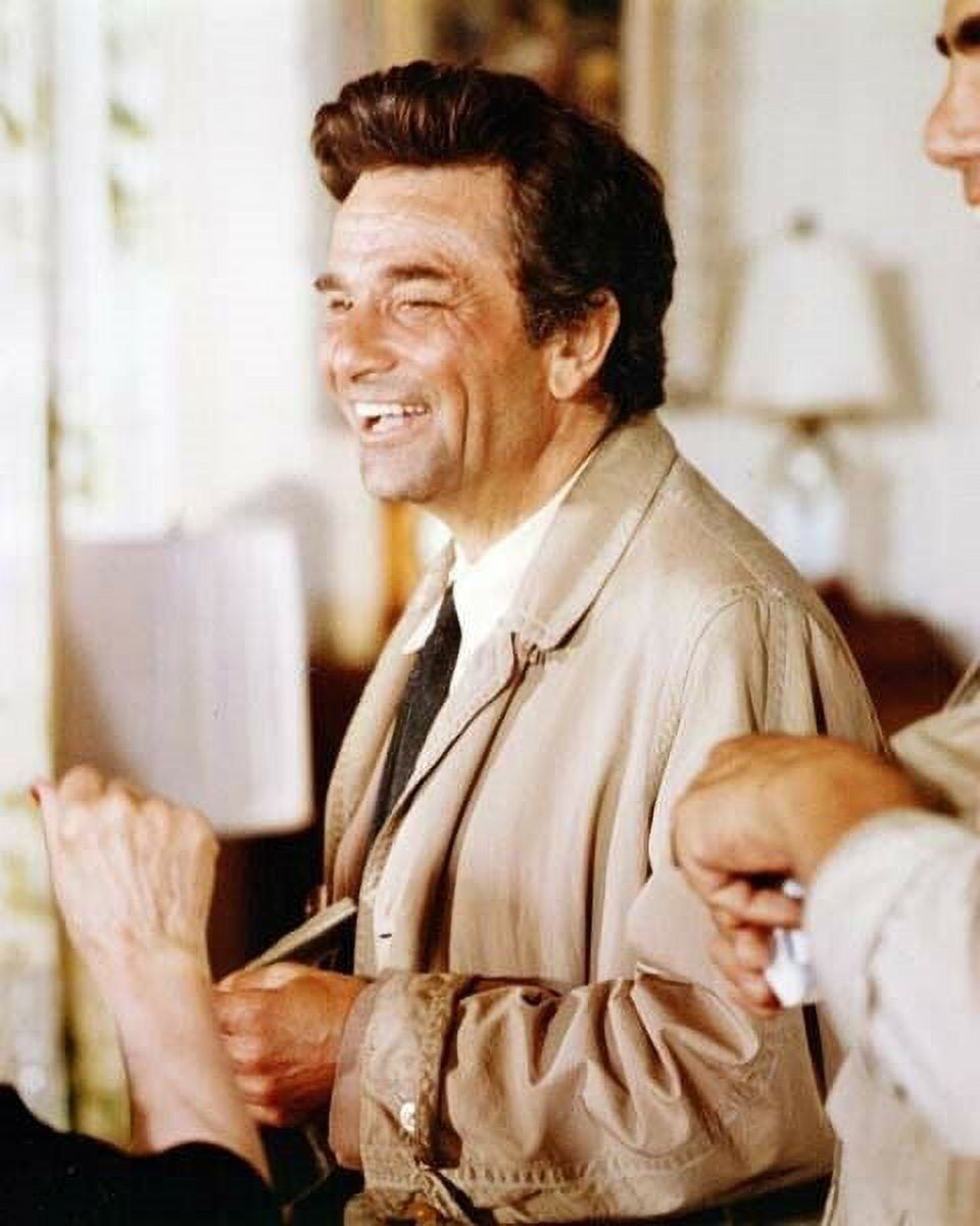 Peter Falk laughing on set between takes 1970's Columbo TV series 8x10 ...