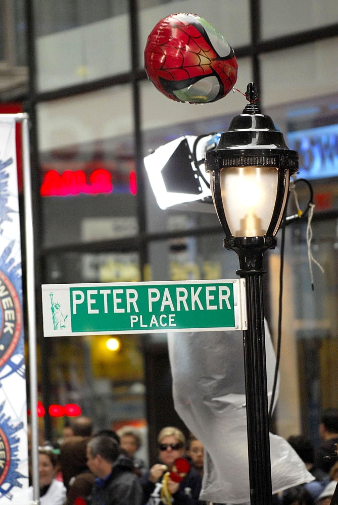 Peter Parker Place Street Sign And Lamp Post At Talk Show Appearance ...