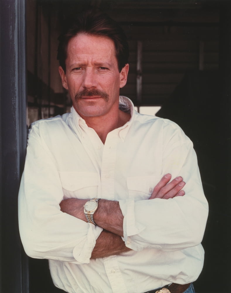 Peter Strauss Cross-Arms Pose in White Long Sleeve Portrait Photo Print ...