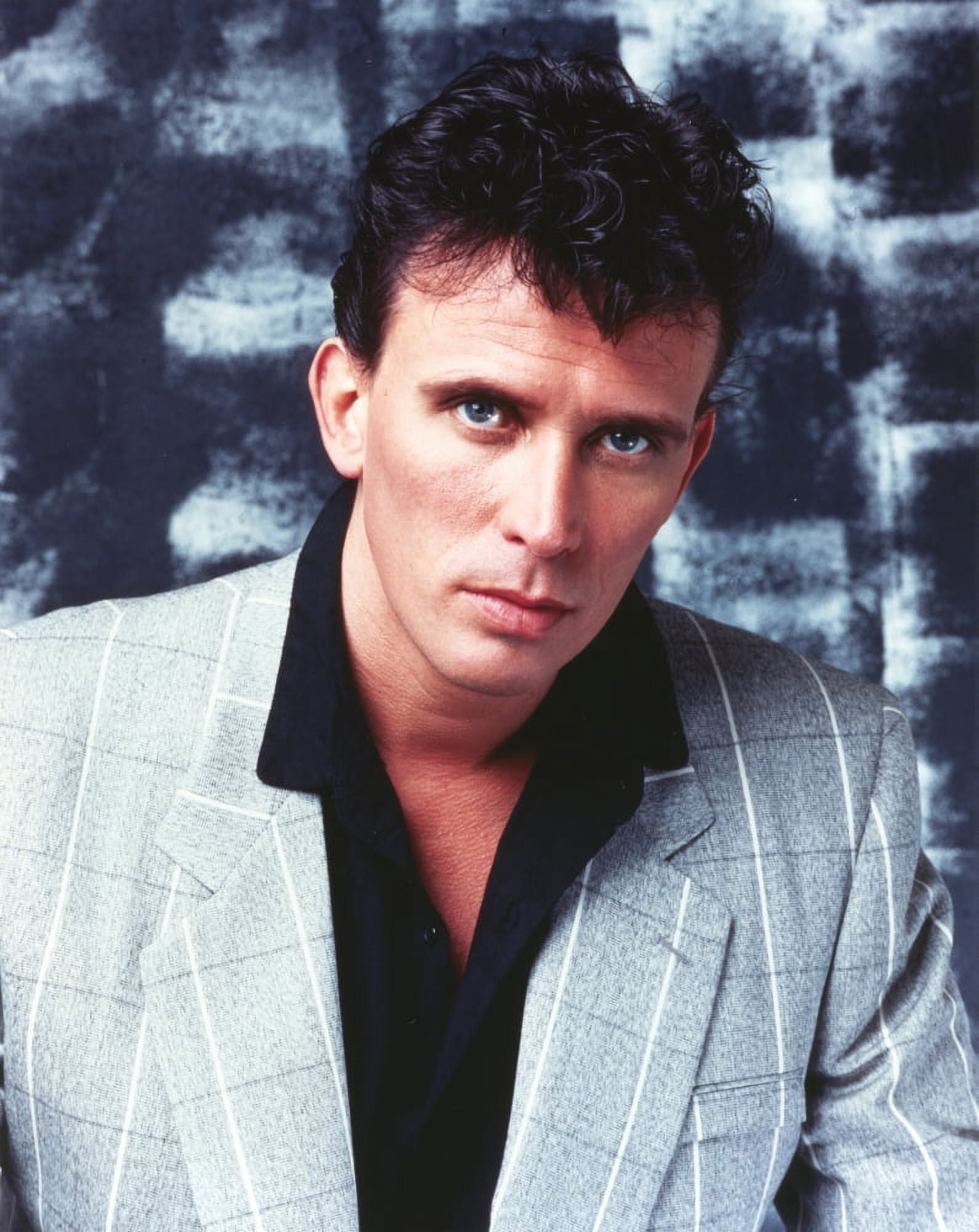 Peter Weller Portrait in Grey Coat Photo Print (24 x 30) - Walmart.com