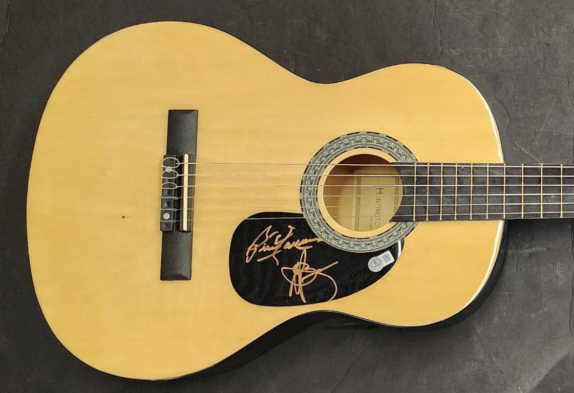 Peter Yarrow Paul Stookey Mary Acoustic Hand Signed Brown Guitar BAS ...