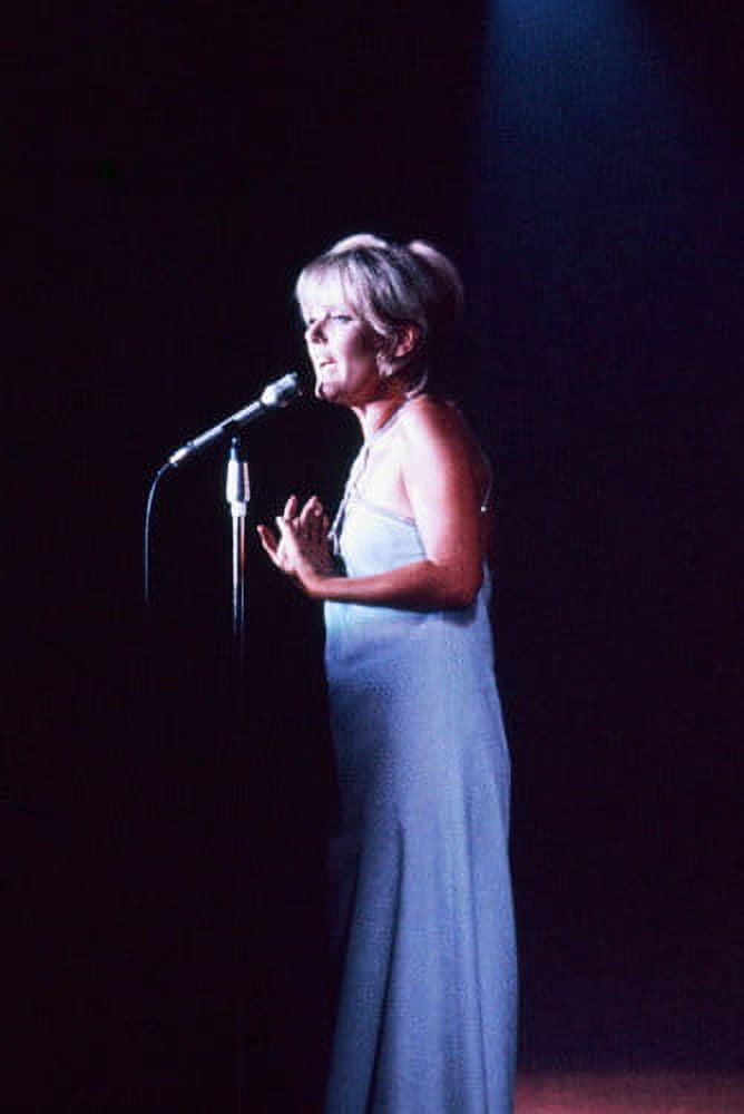 Petula Clark 24X36 Poster - Walmart.com