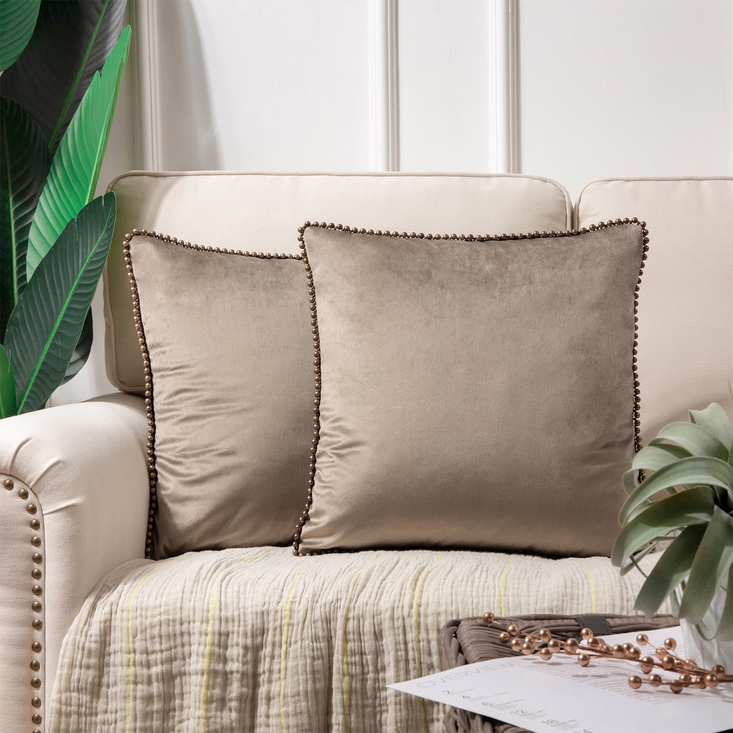 Phantoscope Particles Trimmed Soft Velvet Throw Pillow, 18" x 18 ...