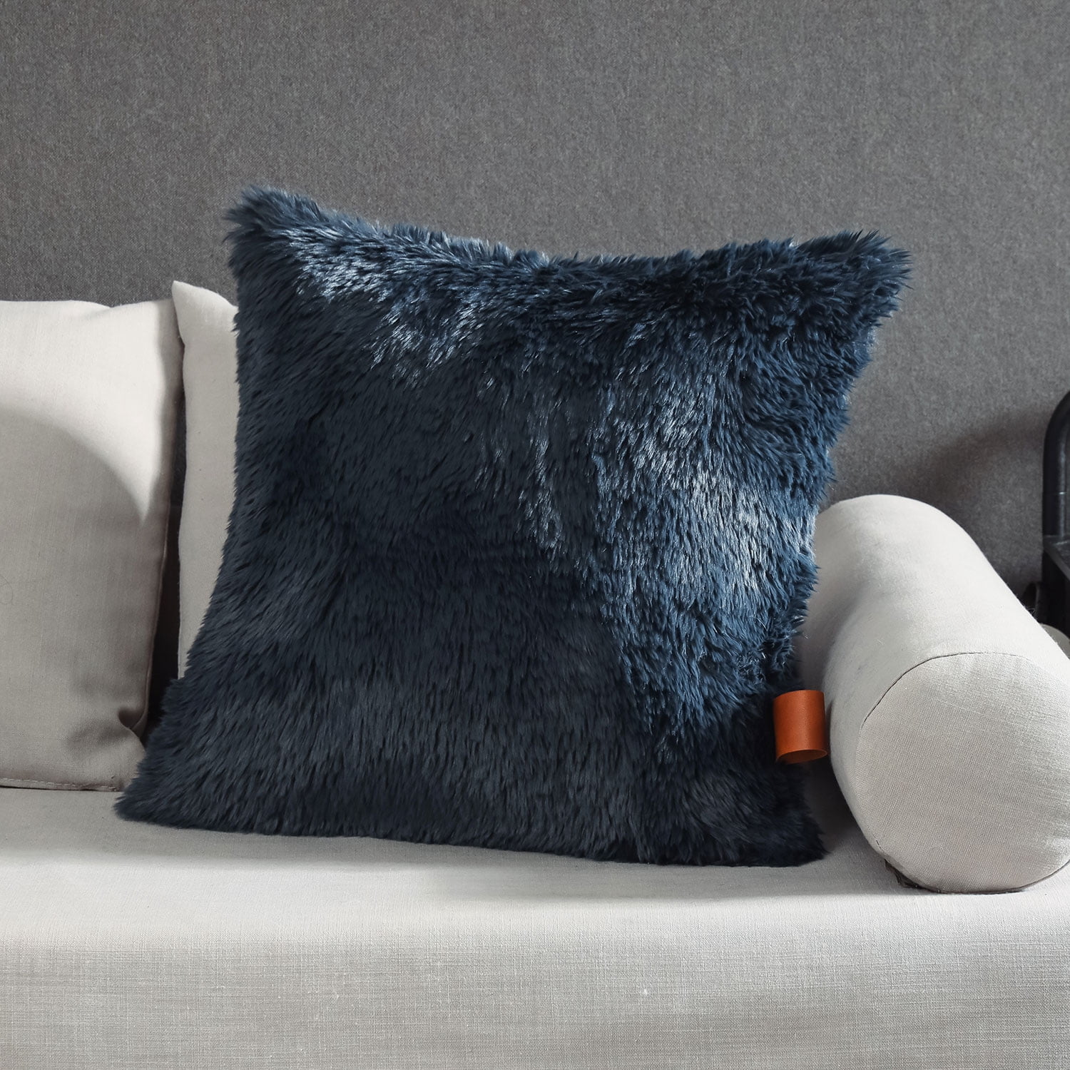 Phantoscope Plush Fluffy Alpaca Fleece Throw Pillow Cover, 20"x 20 ...
