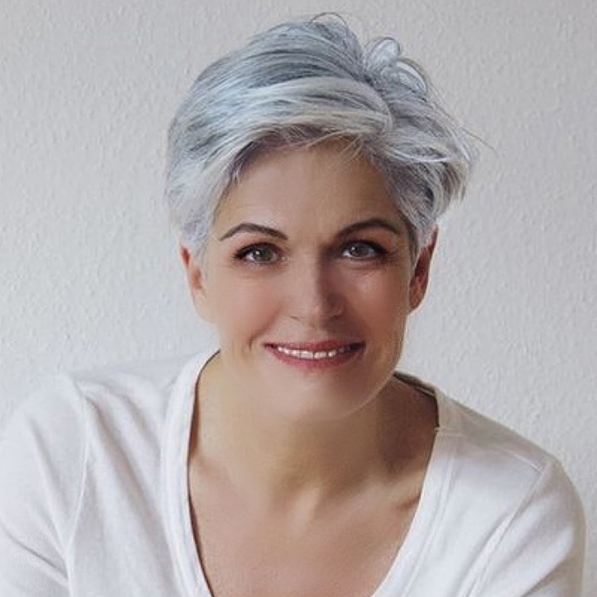 PHOCAS Heat Resistant Natural Gray Wigs for Women, Synthetic Short ...