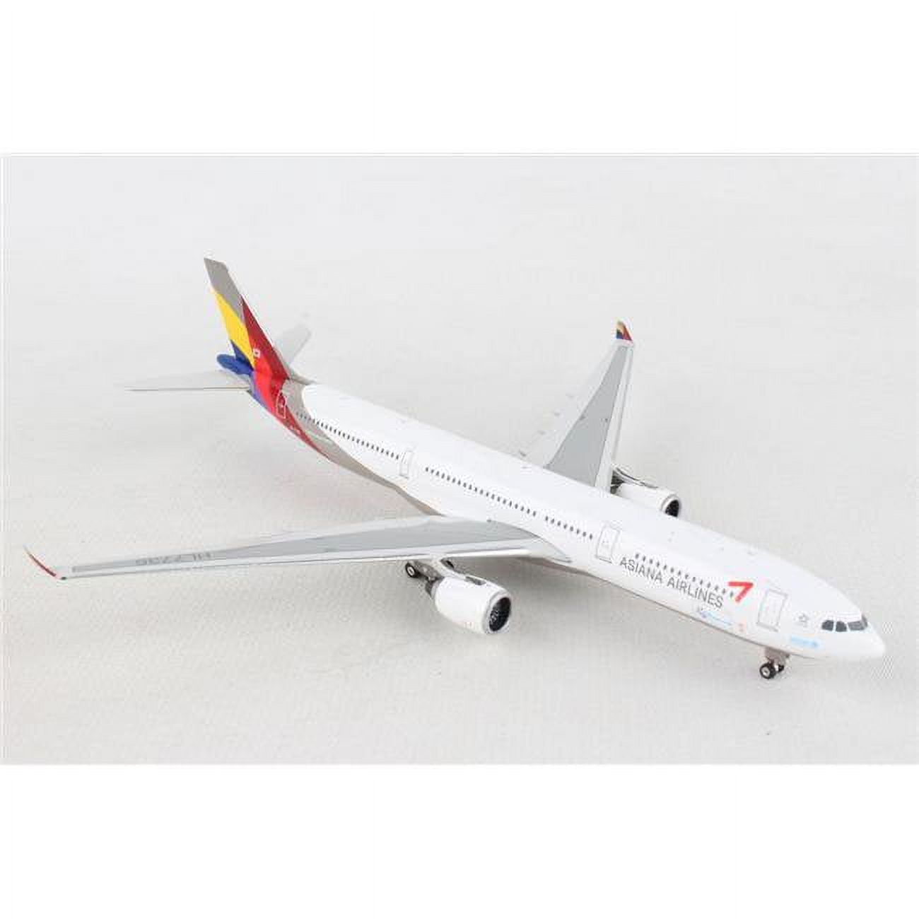 Phoenix PH1895 1 by 400 Scale Asiana A330-300 Registration No.HL7736 ...