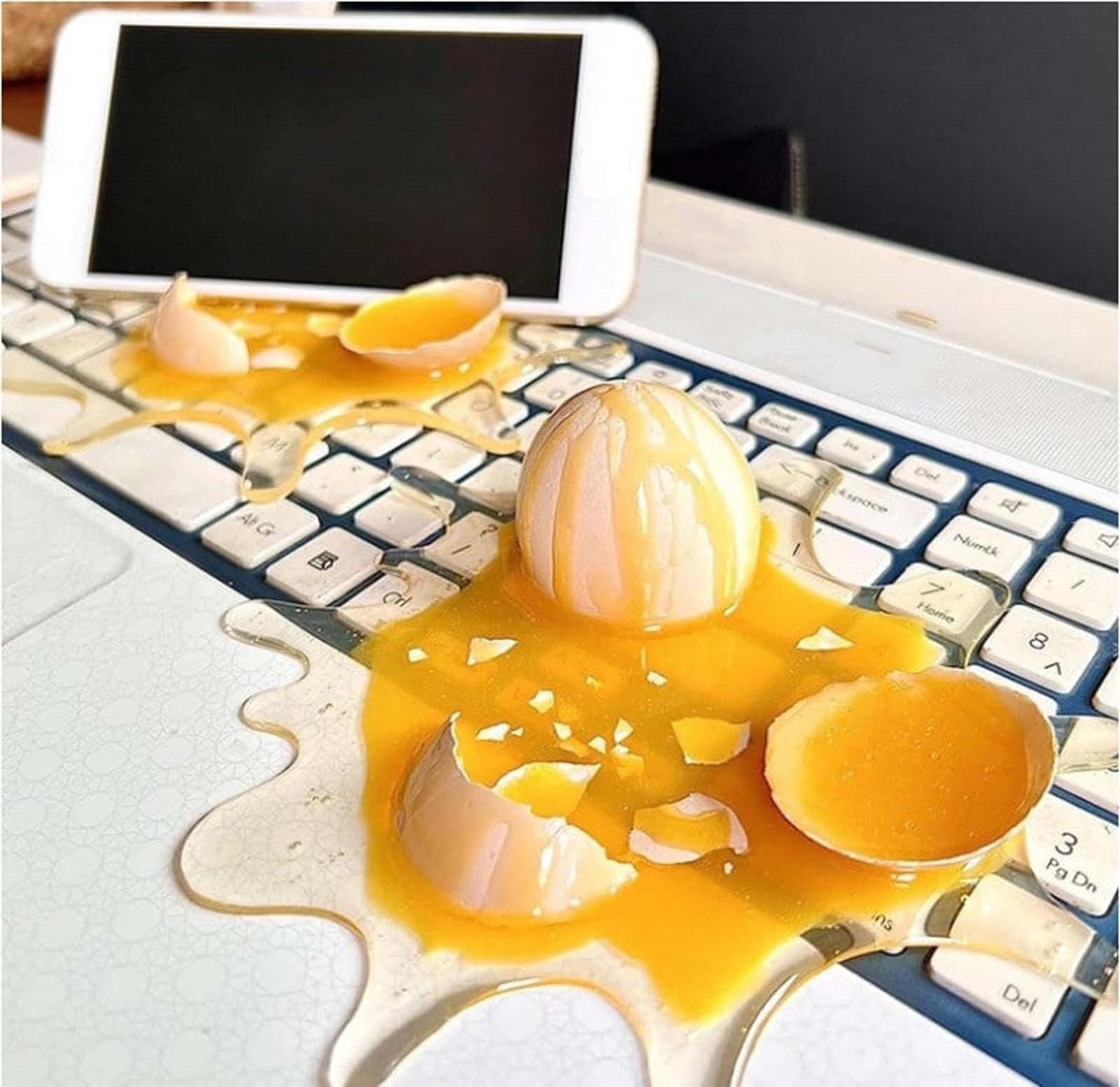 Phone Holder Gift, Egg Breaking Prank toy, Adjustable Clamp Design ...
