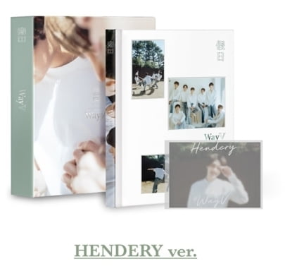 Photobook (Hendery Version) (136pg Photobook, incl. 10pc PostcardBook ...