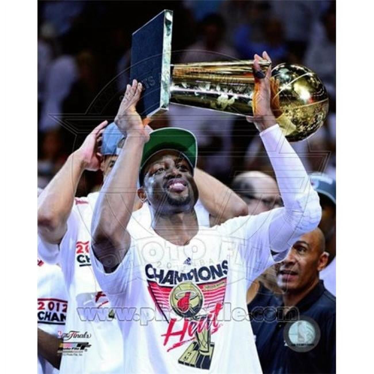 Photofile PFSAAOZ15001 Dwyane Wade with the NBA Championship Trophy ...