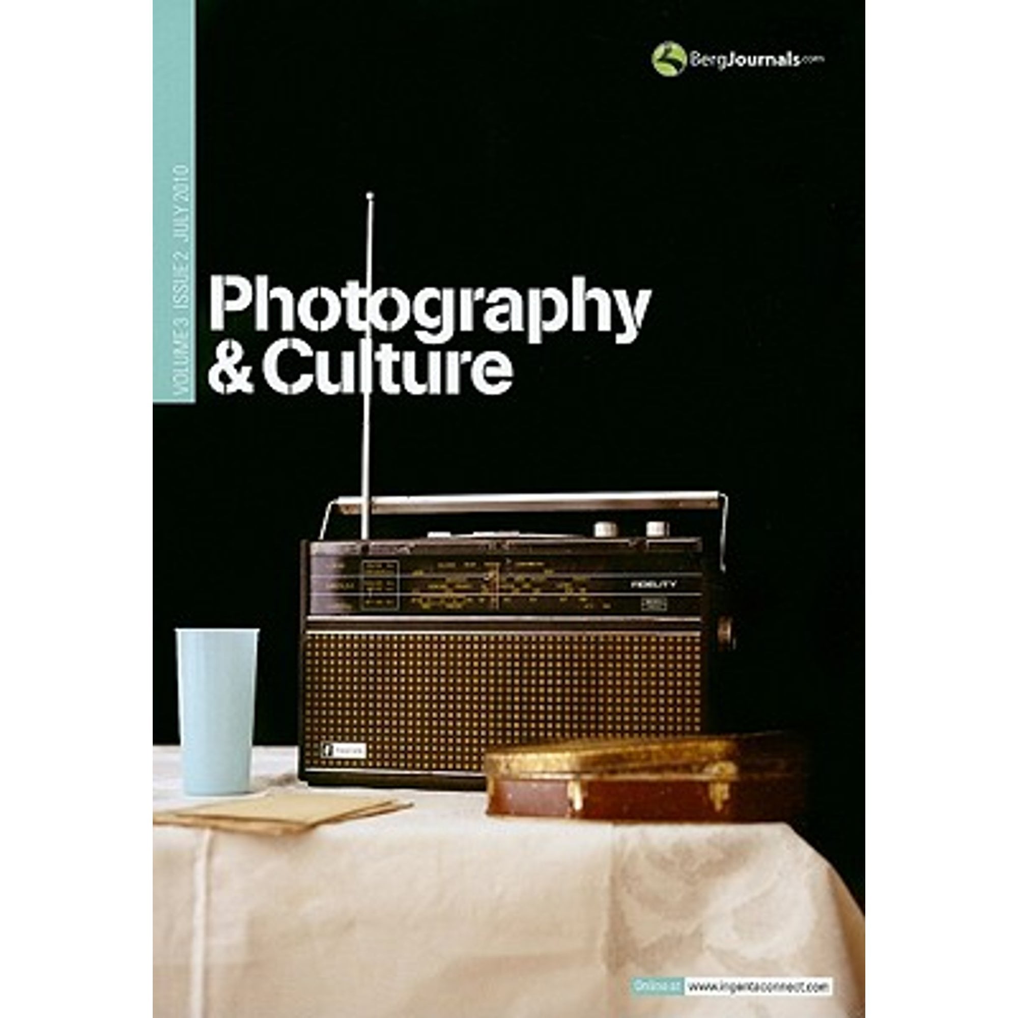Pre-Owned Photography & Culture, Volume 3 Issue 2 (Paperback ...