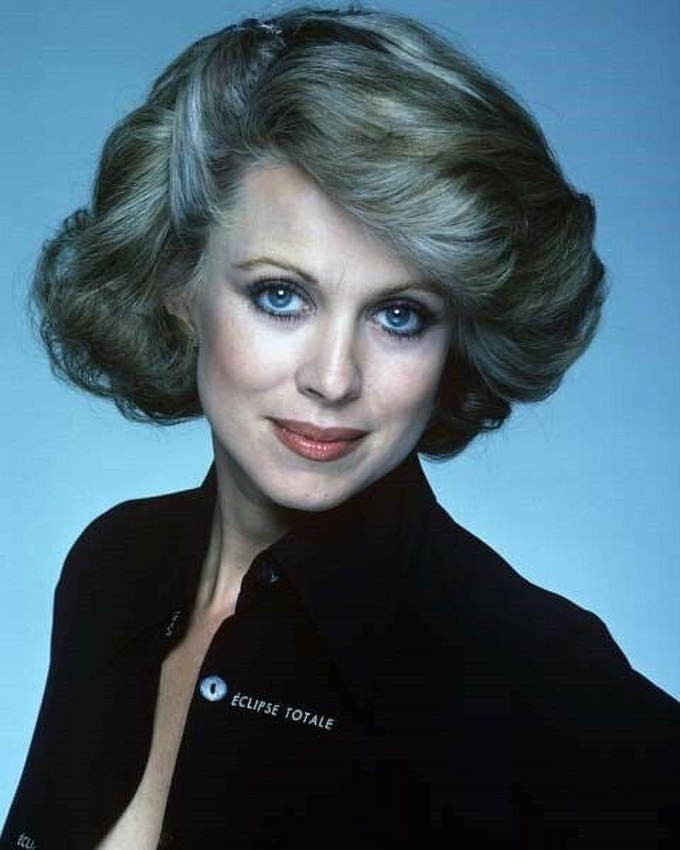 Phyllis Davis 1970's bombshell studio portrait 8x10 inch photo ...
