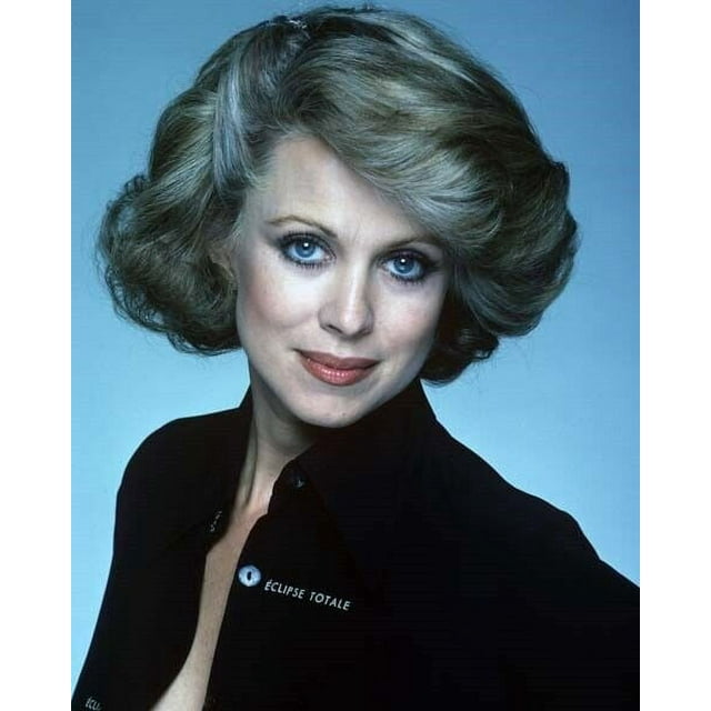Phyllis Davis 1970's bombshell studio portrait 8x10 inch photo ...