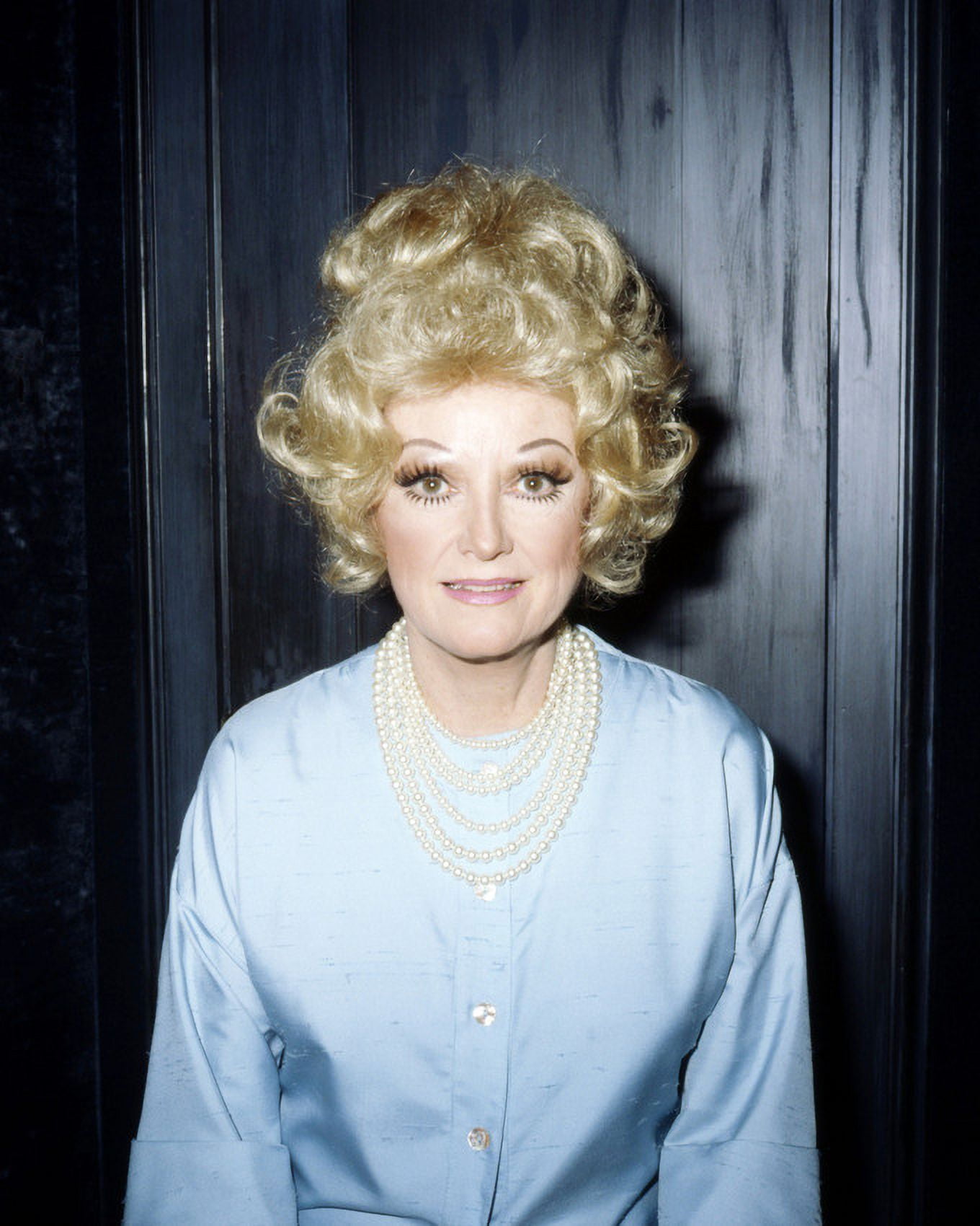 Phyllis Diller 24X36 Classic Hollywood Poster - Walmart.com