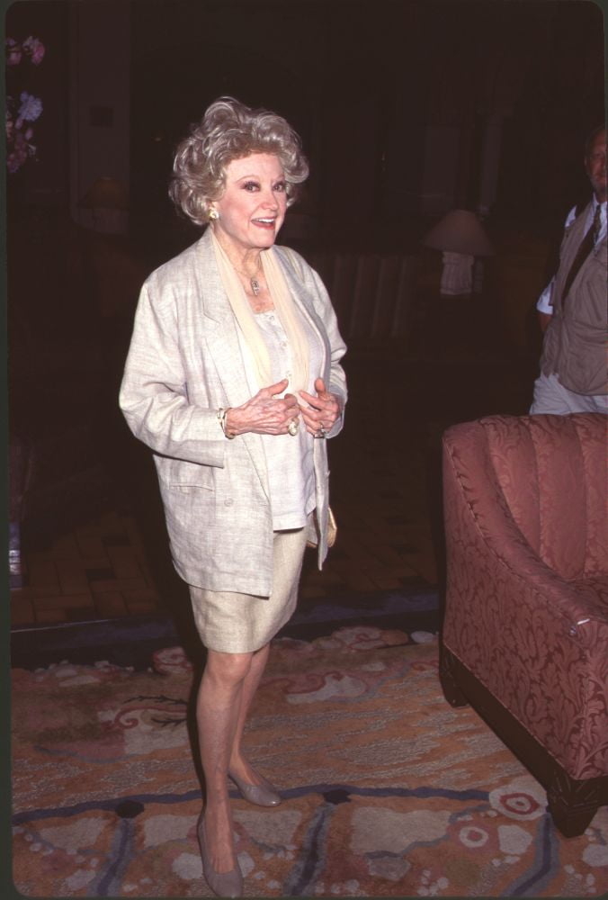 Phyllis Diller In Tan Skirt Outfit At Dolores Hope Hollywood Star ...