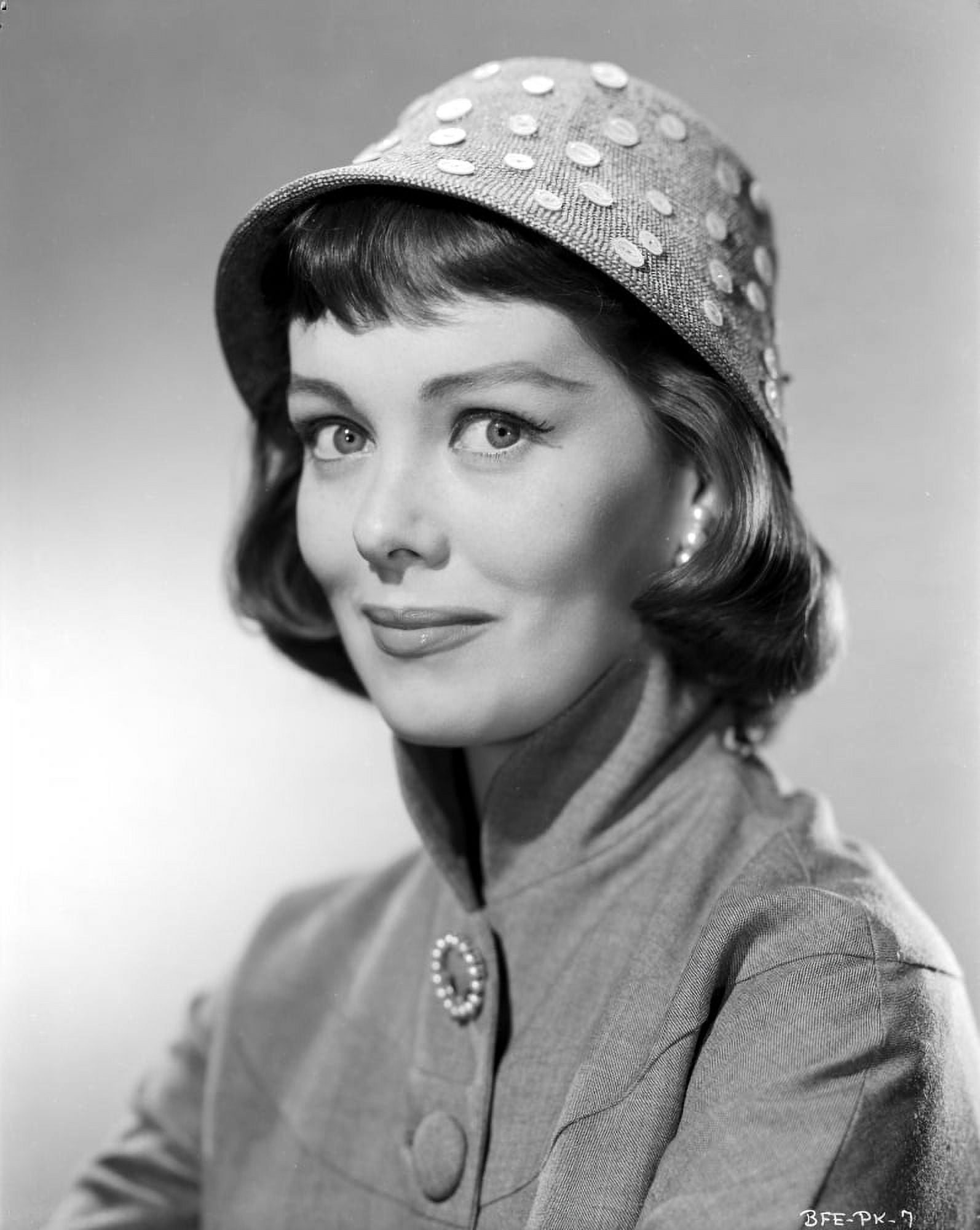 Phyllis Kirk Posed in a Gray scale Portrait wearing Bucket Hat Photo ...