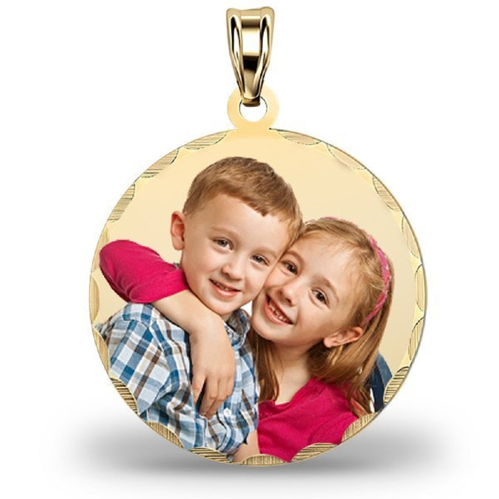 Picturesongold.Com Large Round Pendant W/ Diamond Cut Edge Picture ...