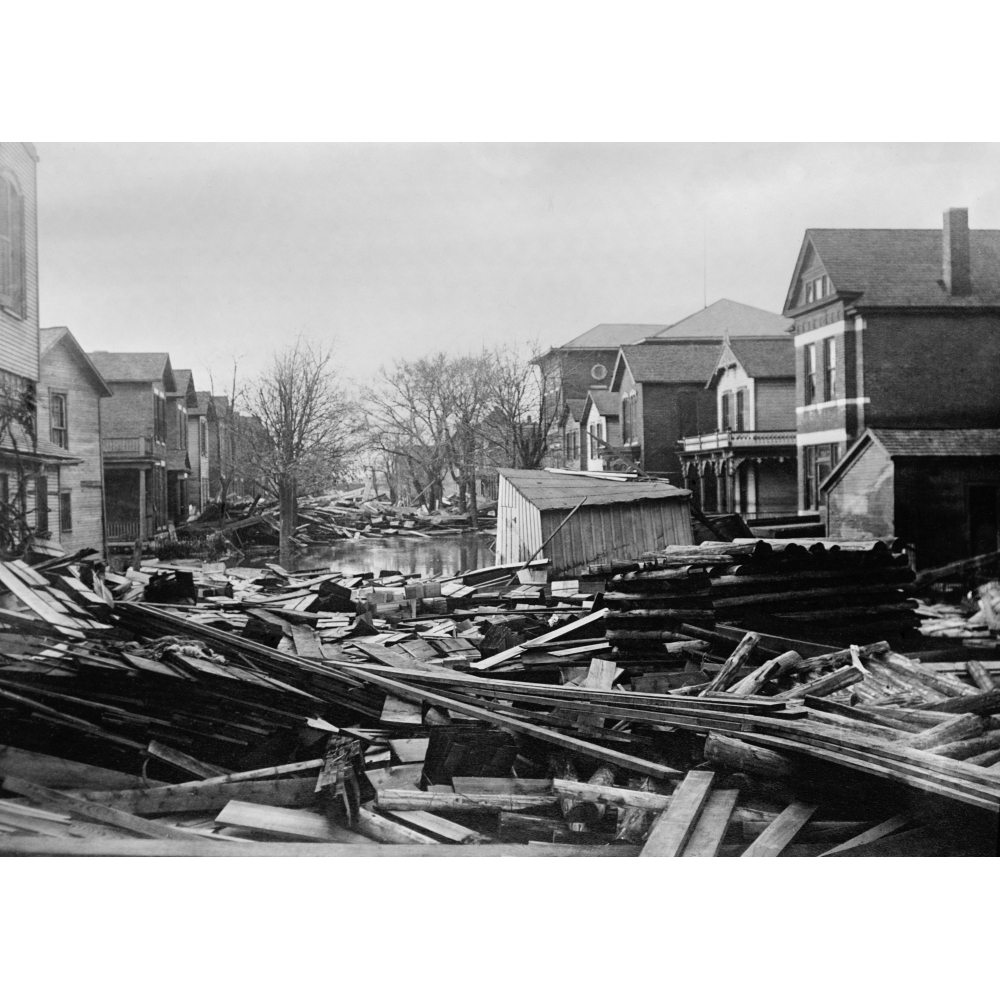 Piles Of Debris In A Residential Street In Dayton Ohio In 1913. Levees ...
