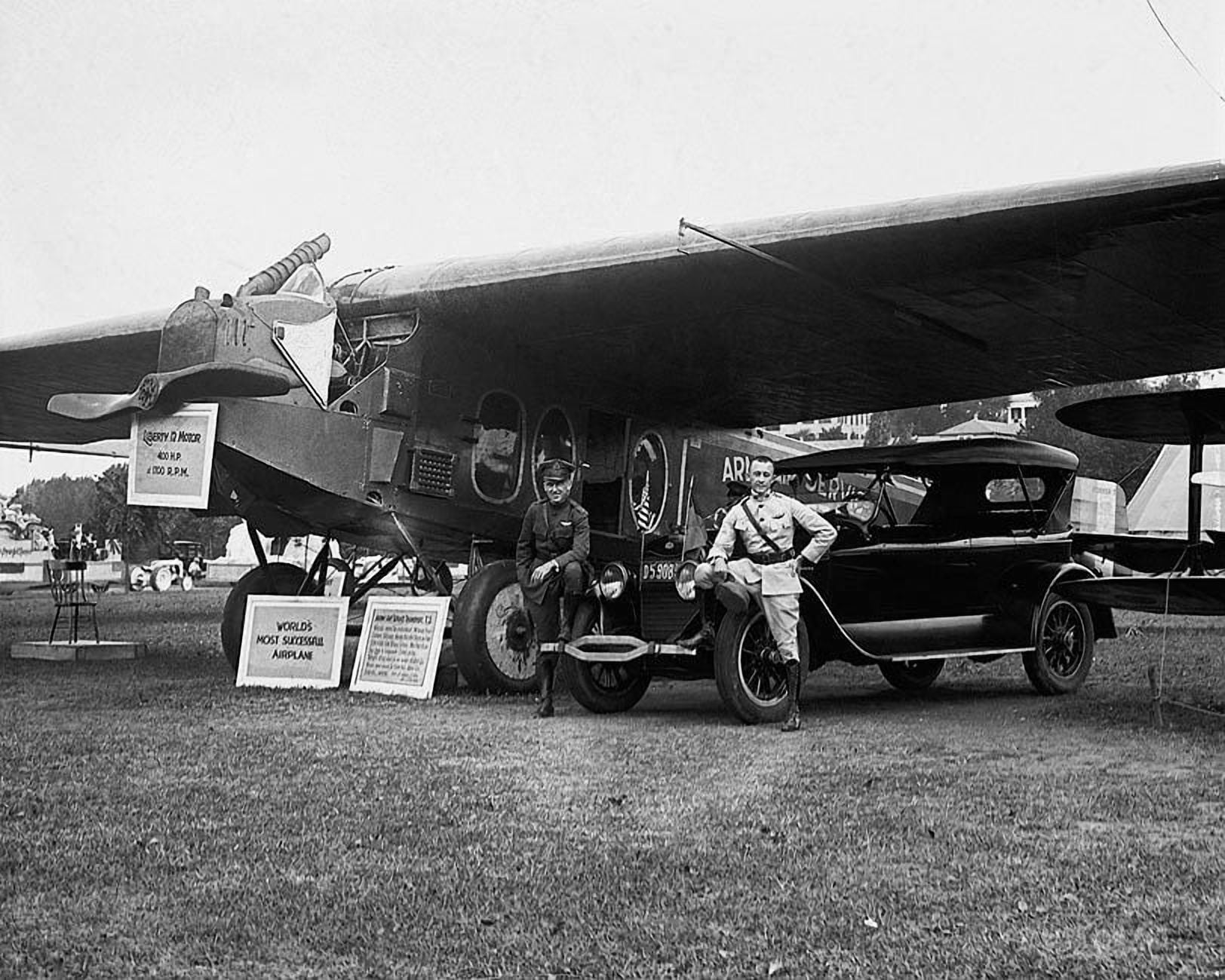 Pilots Kelly with Macready with Aircraft Style - A - 20x30 Inch ...