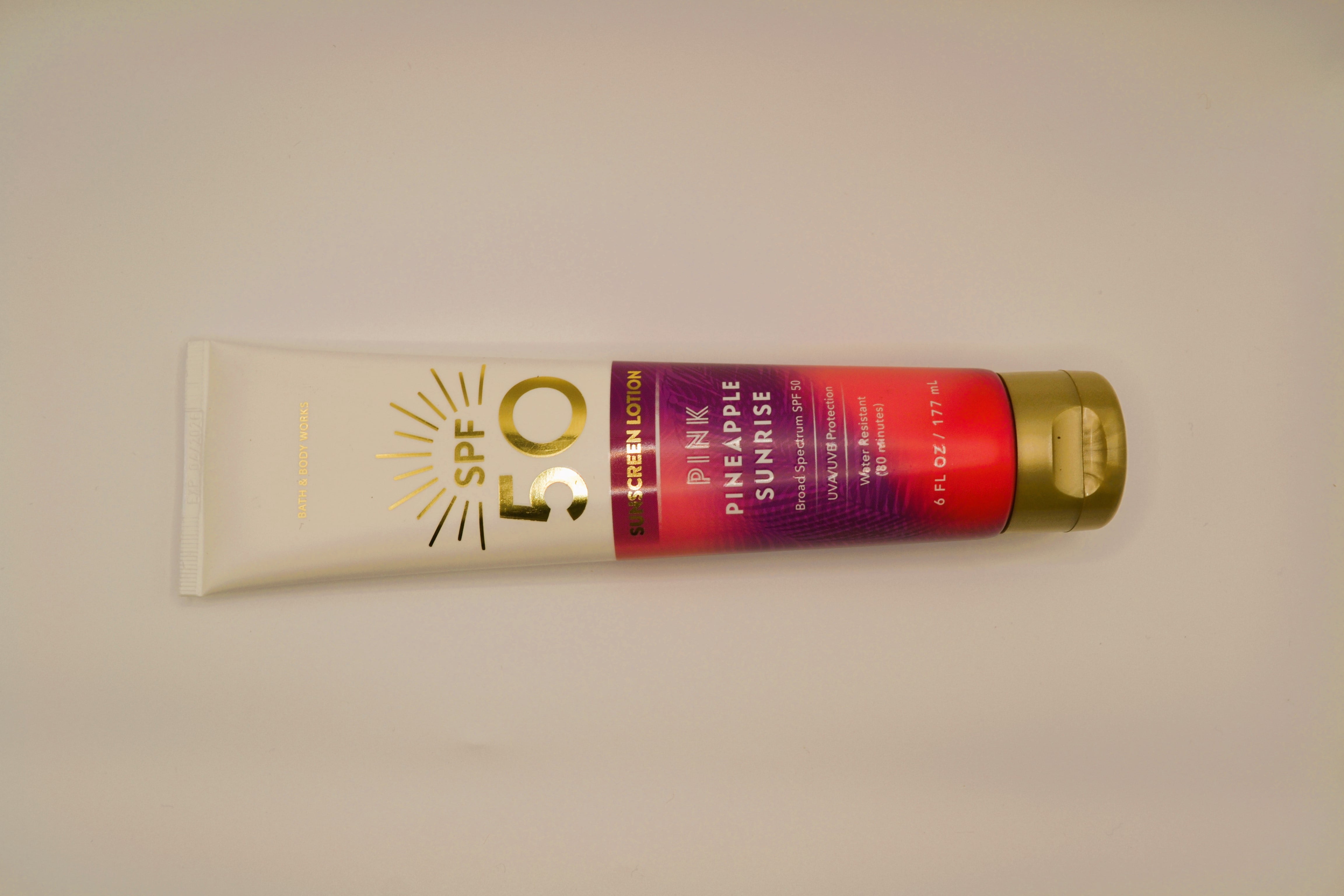 Pink Pineapple Sunrise Sunscreen by Bath & Body Works | 6 FL OZ ...