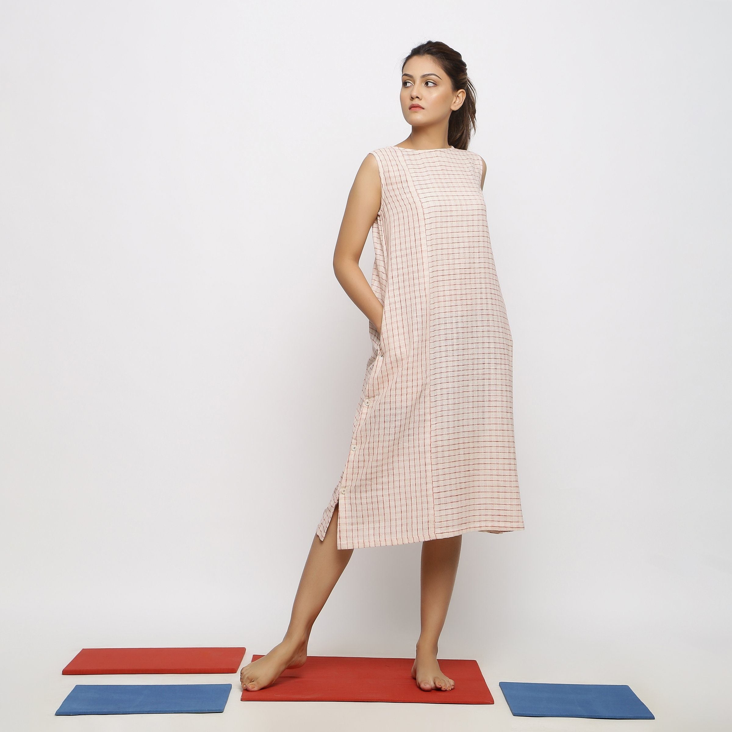 Pink Yarn-Dyed Handspun Cotton Paneled Midi Dress - Walmart.com