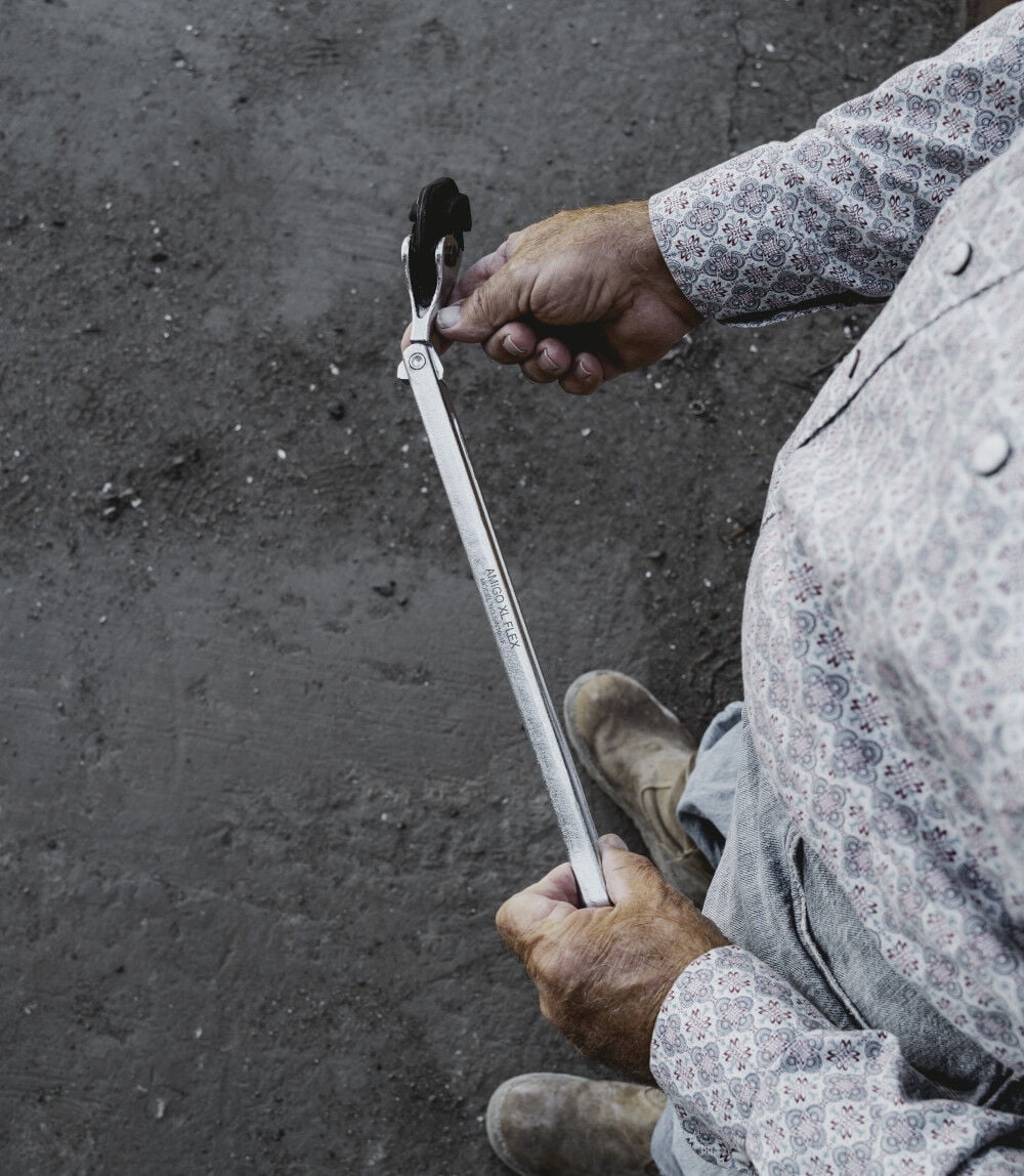 Pipe Vise 1/2 - 1 Inch Pipe Capacity Steel Handle Amigo Xl Flex Pipe Wrench - Walmart.com