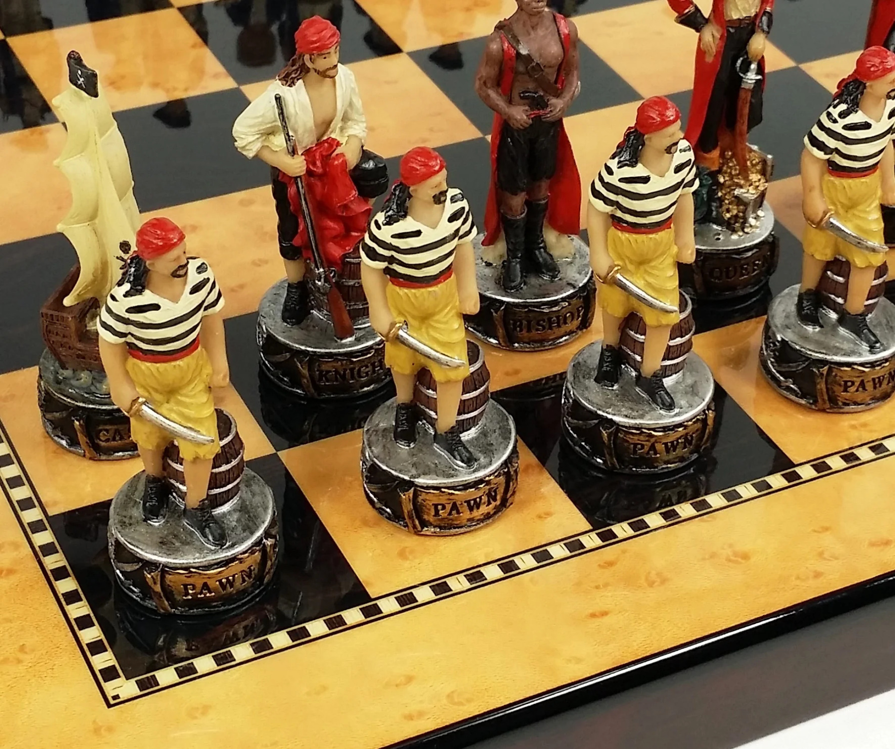 Pirates Vs Royal Navy Pirate Chess Set W 15" Maple Walnut Color Board ...