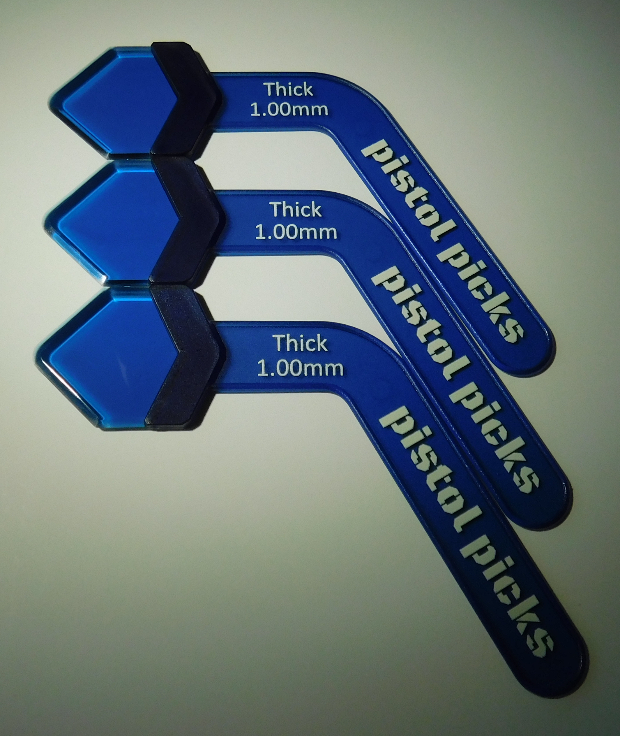 Pistol-Picks Guitar Picks Thick (1.00mm) 3-pack. Won't twist or slip in ...